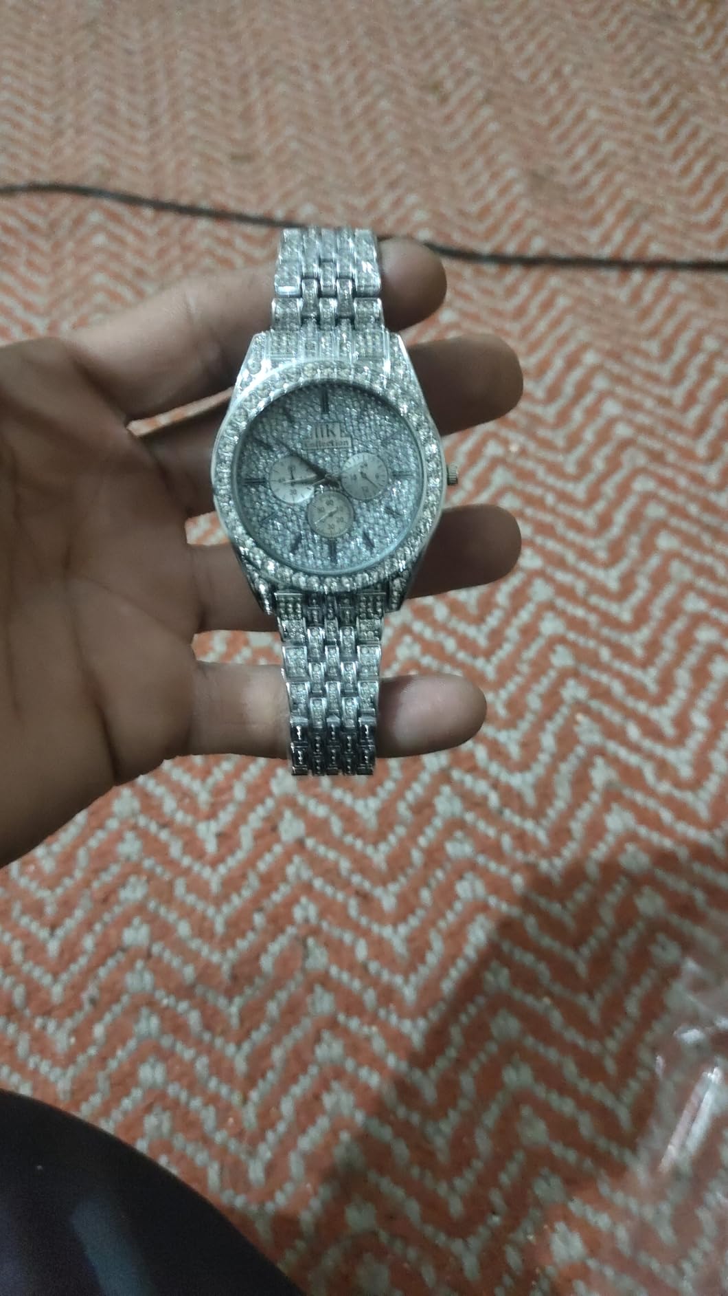 Buy ALNA-TURA Stylish Men's Silver Watch with Diamond Accents |Elegant ...