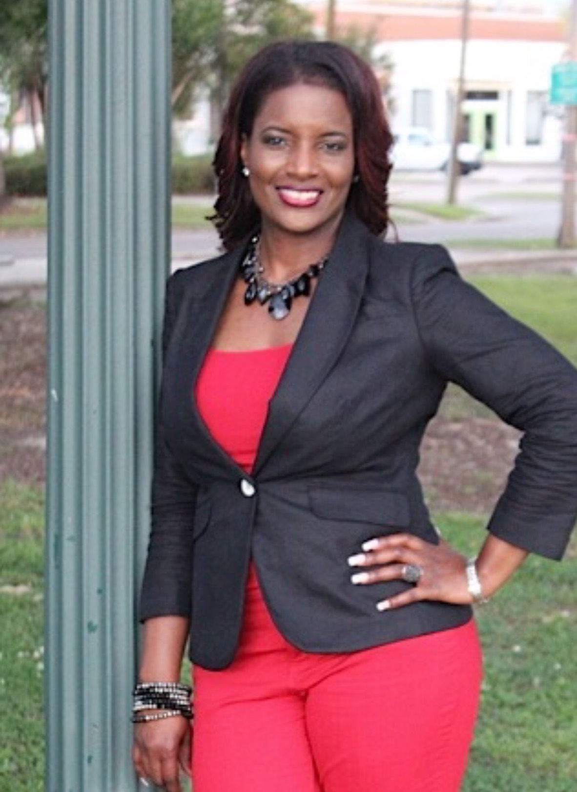 Amazon.com: Jeronda Bordenave: books, biography, latest update