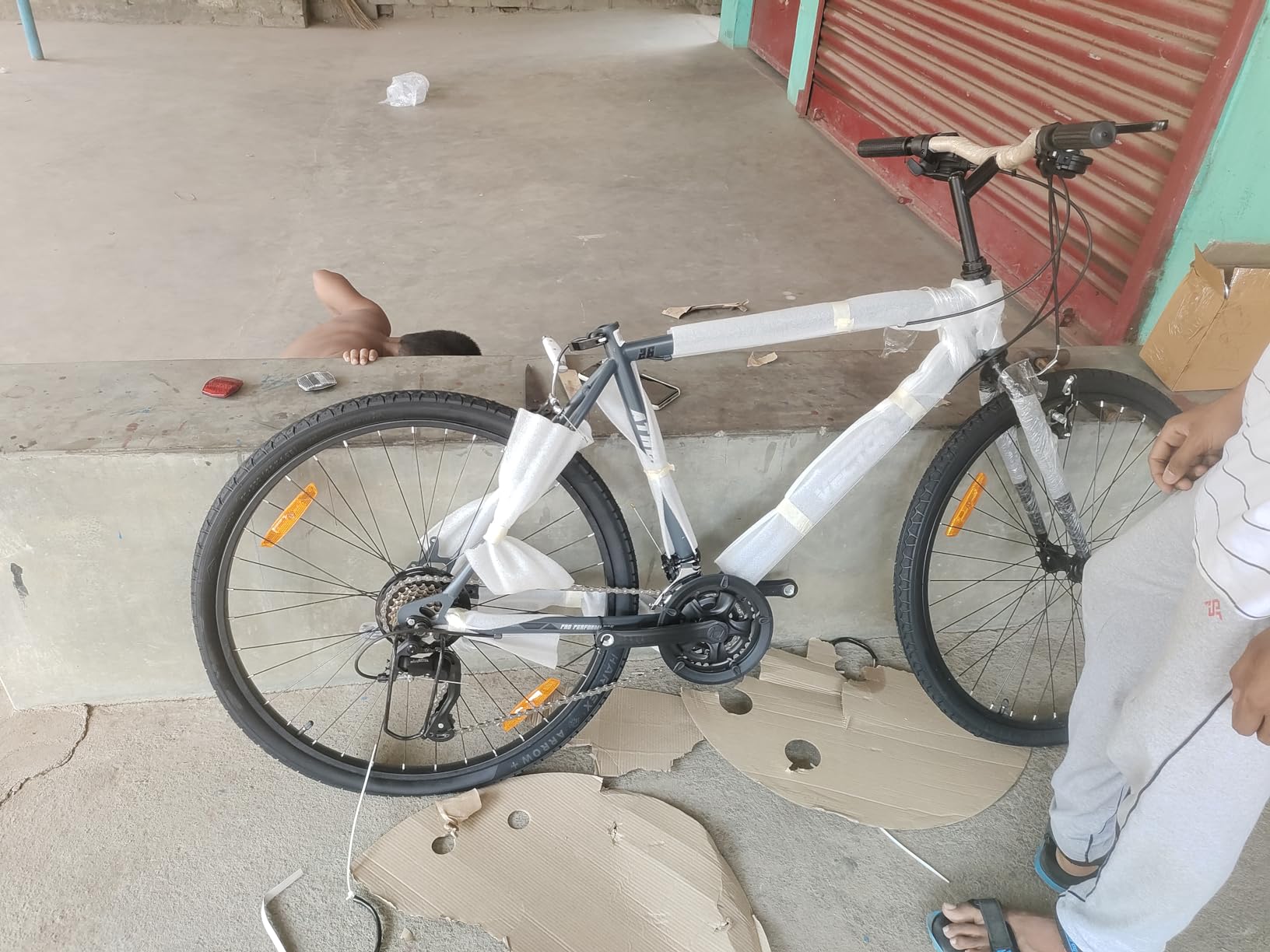 VECTOR 91 Athens 26T 21 Speed Hybrid Bike, 18.5 Inch Frame, Ideal For ...