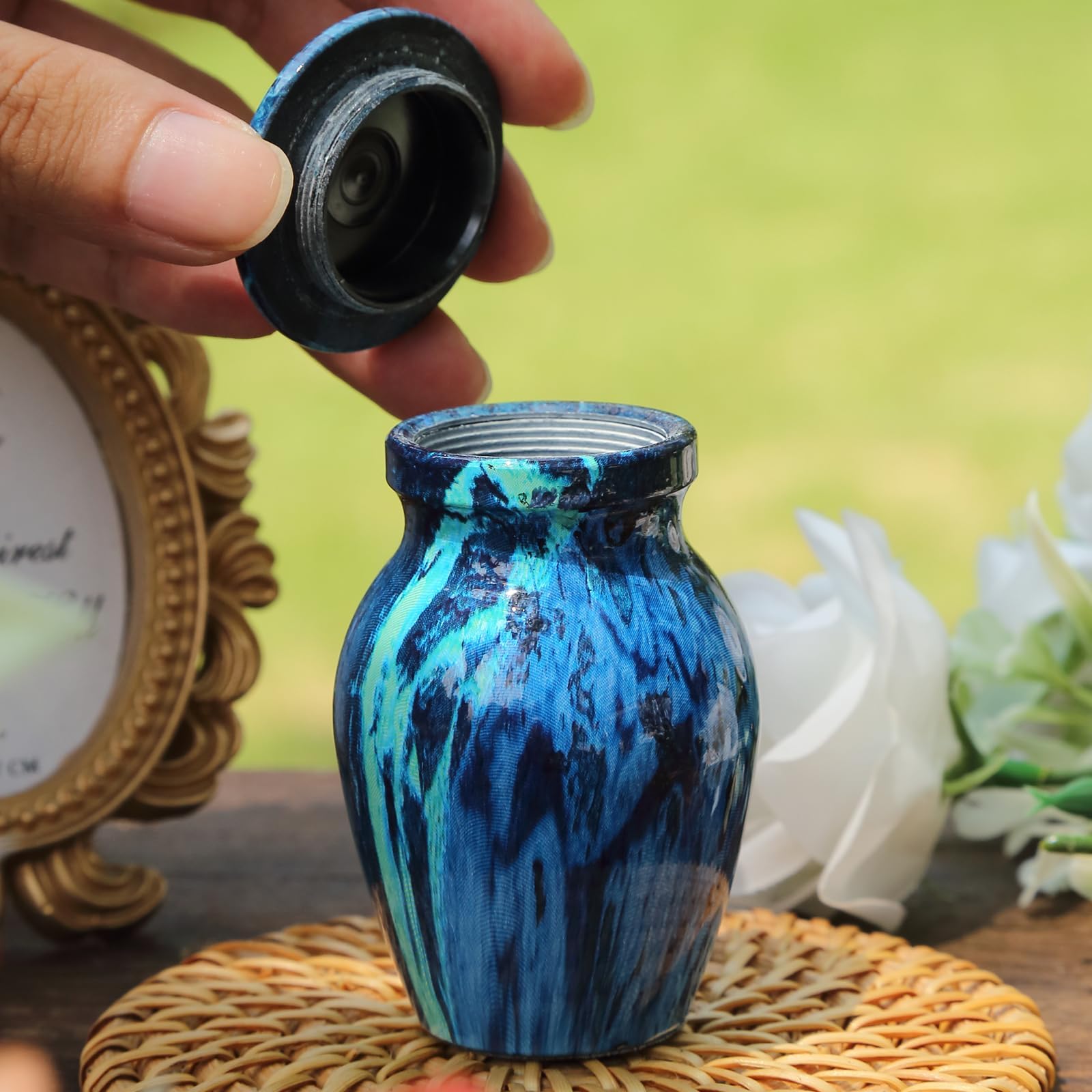 Amazon.com: Small Keepsake Urn for Human Ashes 2.7" - Mini Cremation ...