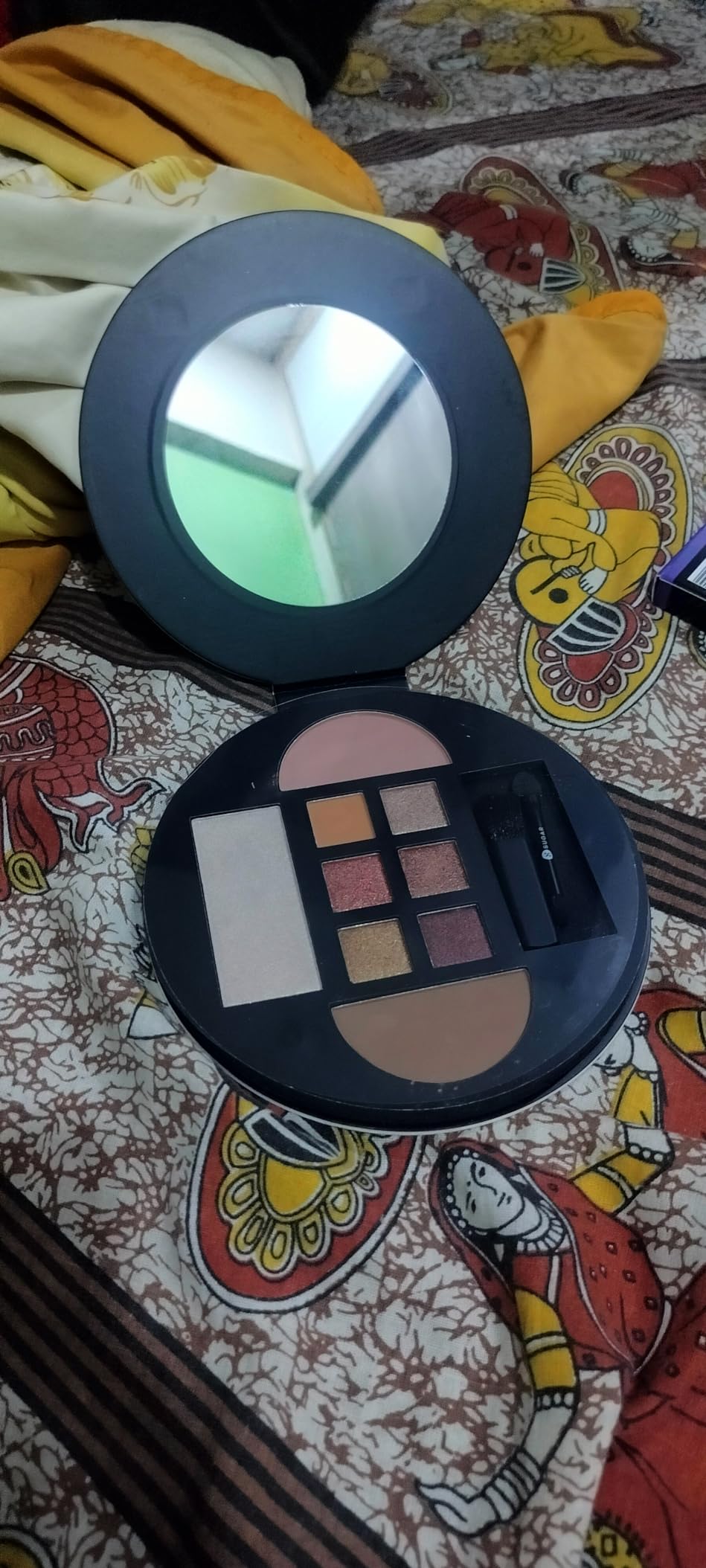Buy SUGAR Cosmetics Contour De Force Eyes And Face Palette | Pigmented ...