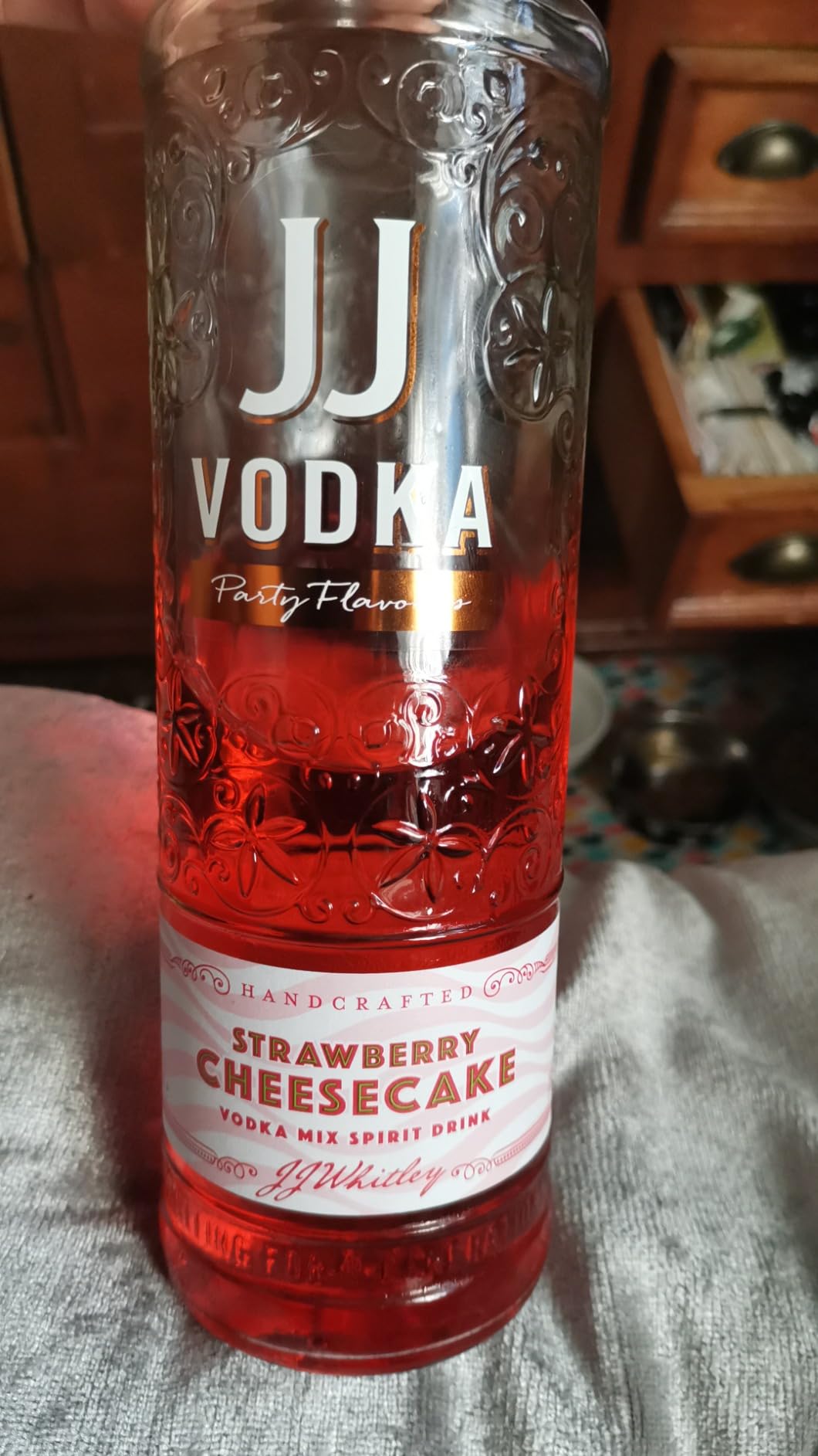 J.J. Whitley Artisanal Vodka, 70cl : Amazon.co.uk: Grocery