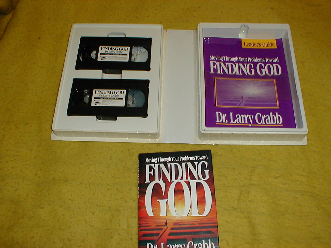 Amazon.com: Finding God: 9780310405696: Larry Crabb: Books