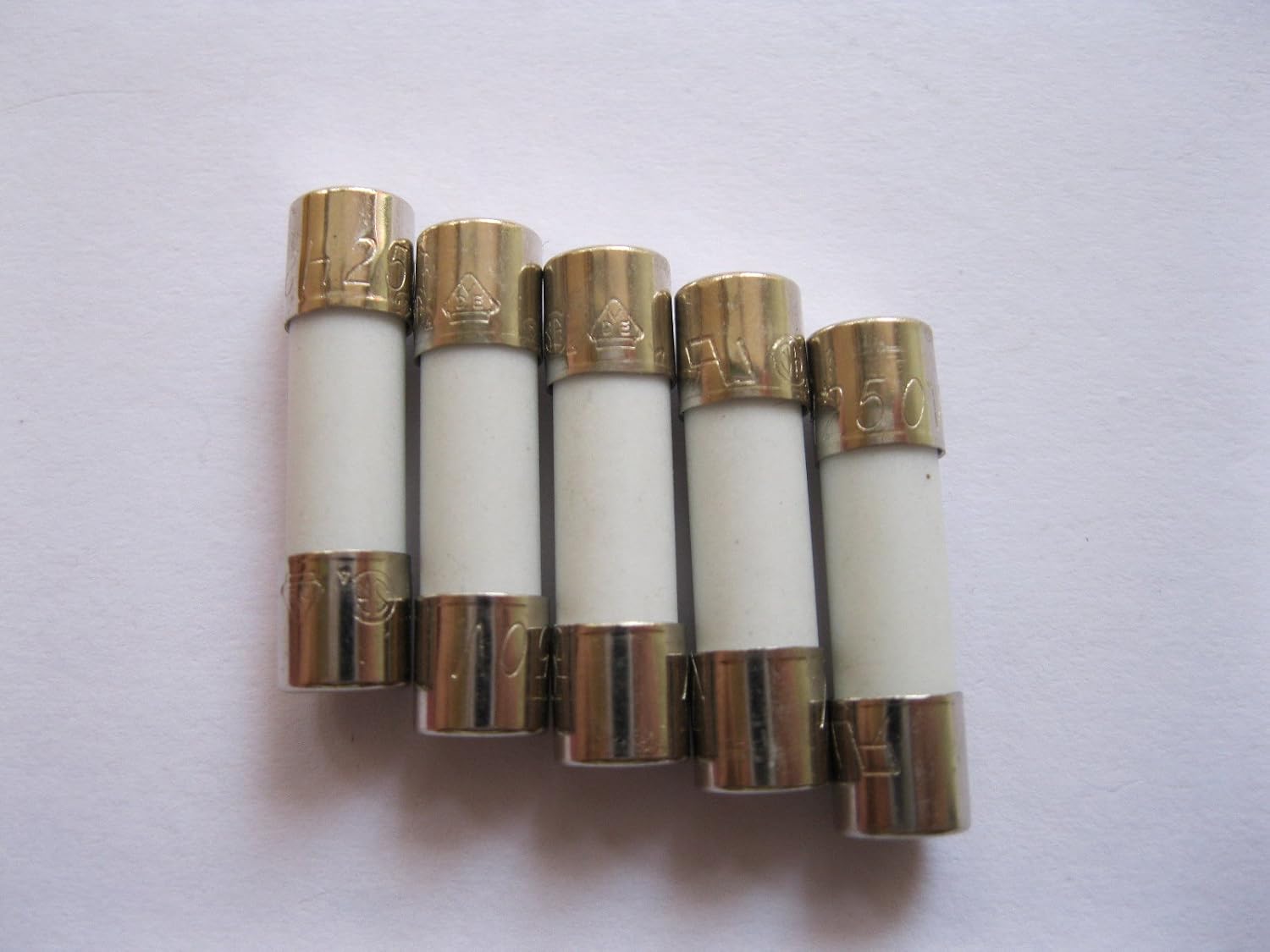 20 Pcs Slow Blow Ceramic Fuses 6.3A T6.3A 250V 5mm x 20mm Skywalking ...