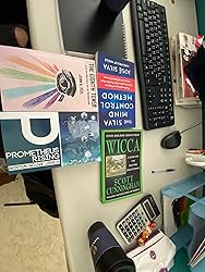 Prometheus Rising: Robert Anton Wilson, Israel Regardie: 8601200622133 ...