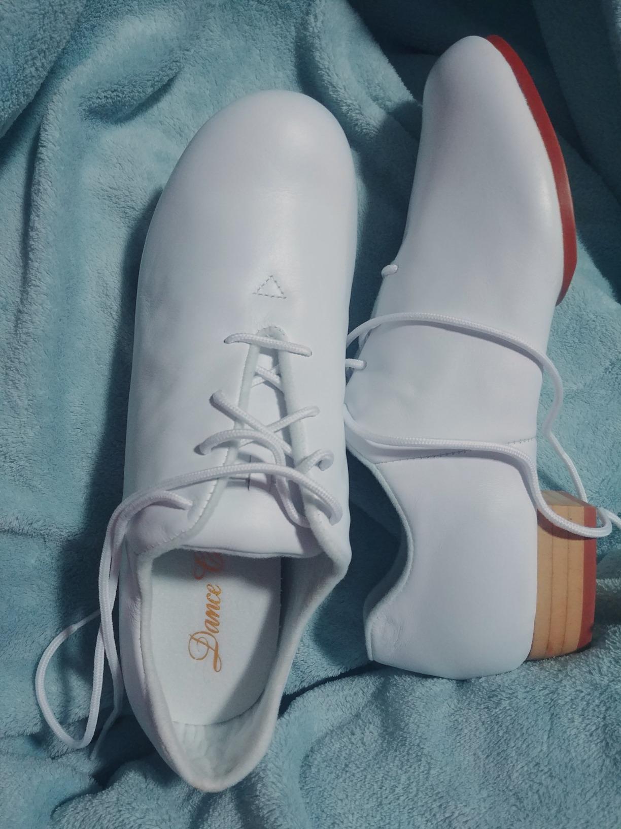 Amazon.com | Dance Class Women's CS201 Split Sole Jazz/Clogging Oxford ...