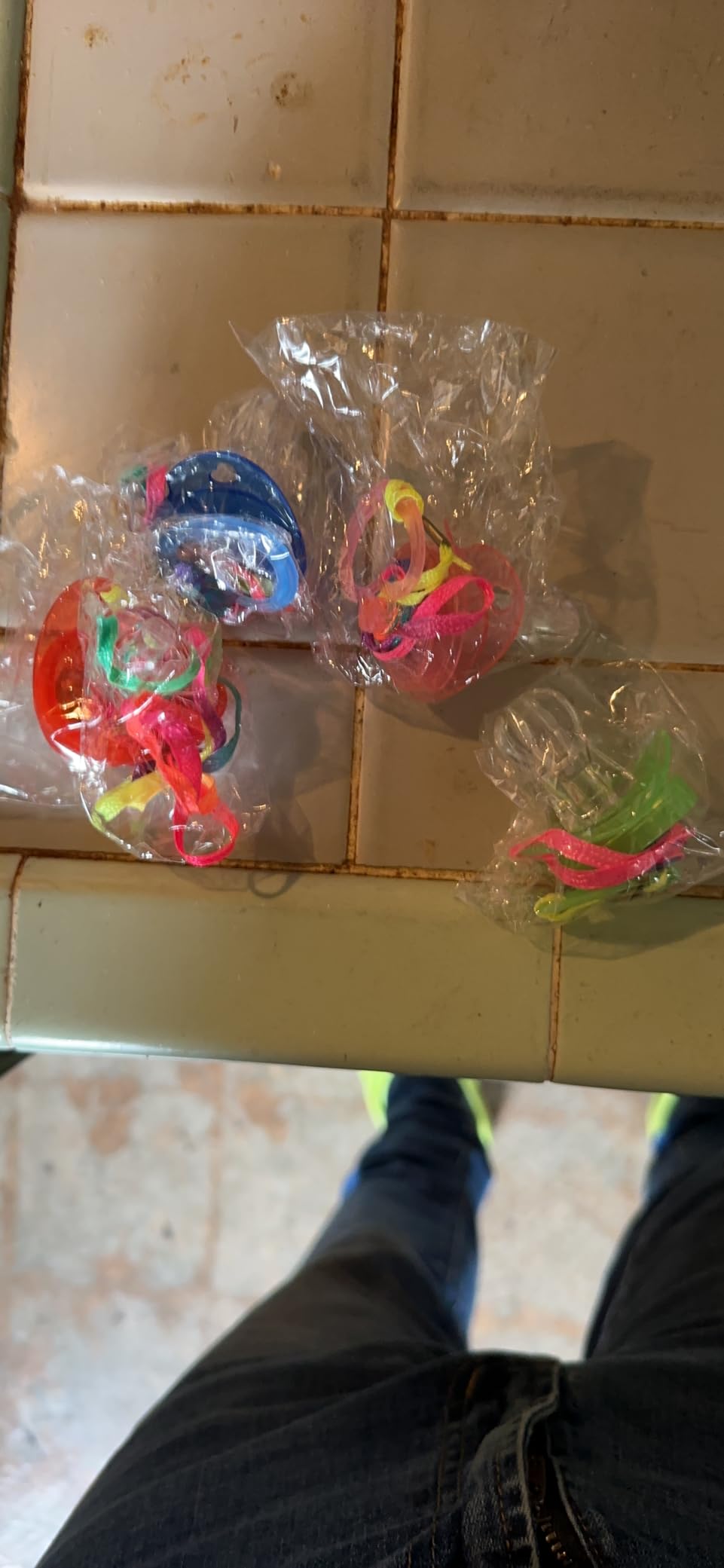 Amazon.com : Lewtemi 4 Pcs LED Pacifier Light up Toy Necklace Light up ...