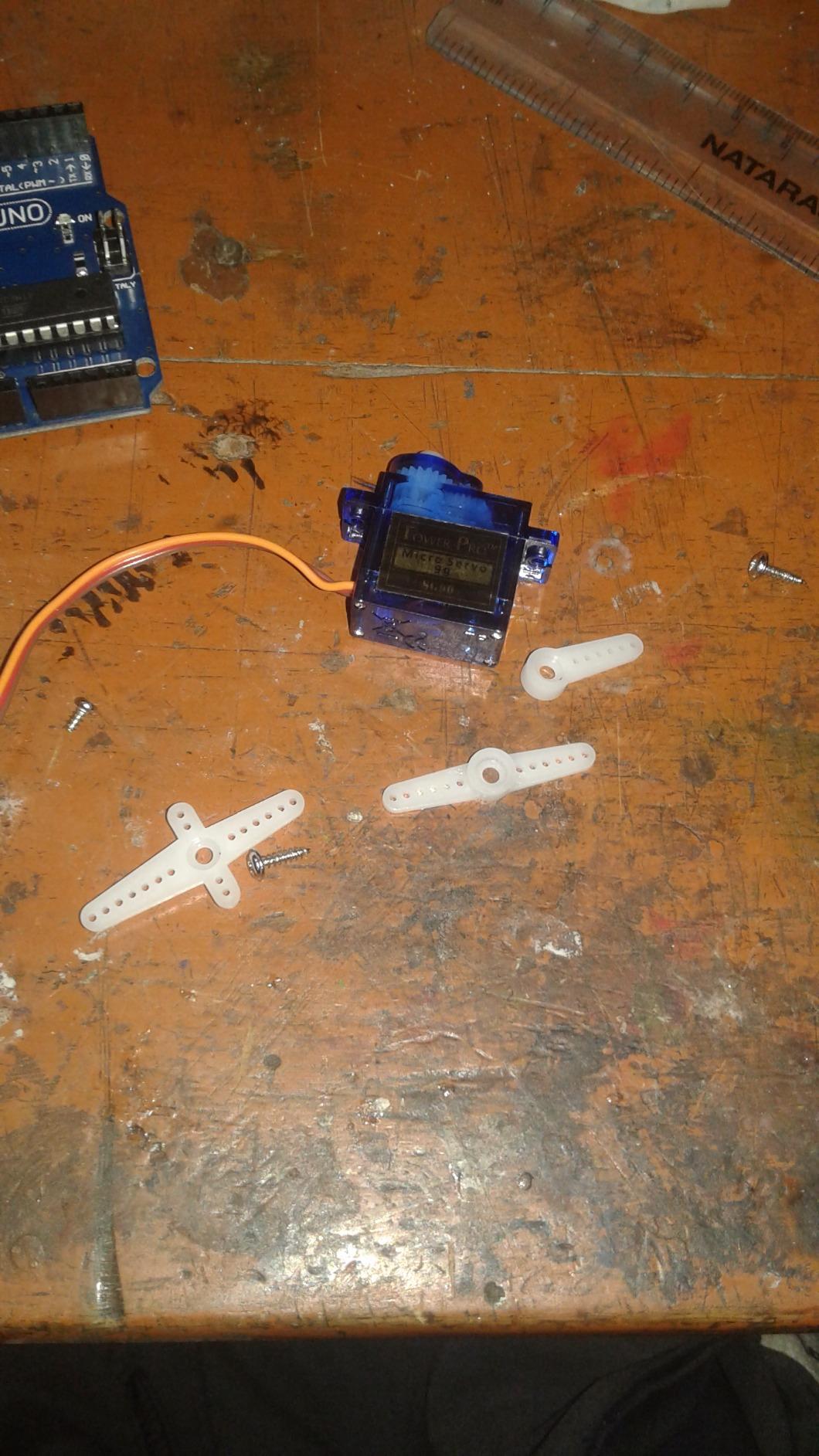 KitsGuru Tower Pro SG90 Mini 9G Gear Micro Digital Servo Motor For ...