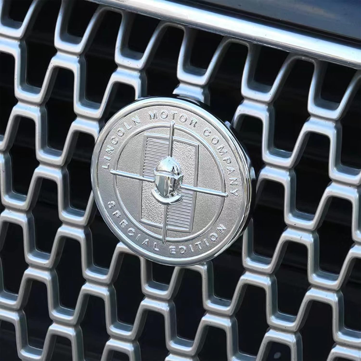 Amazon.com: FESDAEG fit Lincoln Hood Emblem Front Engine Cover Emblem ...