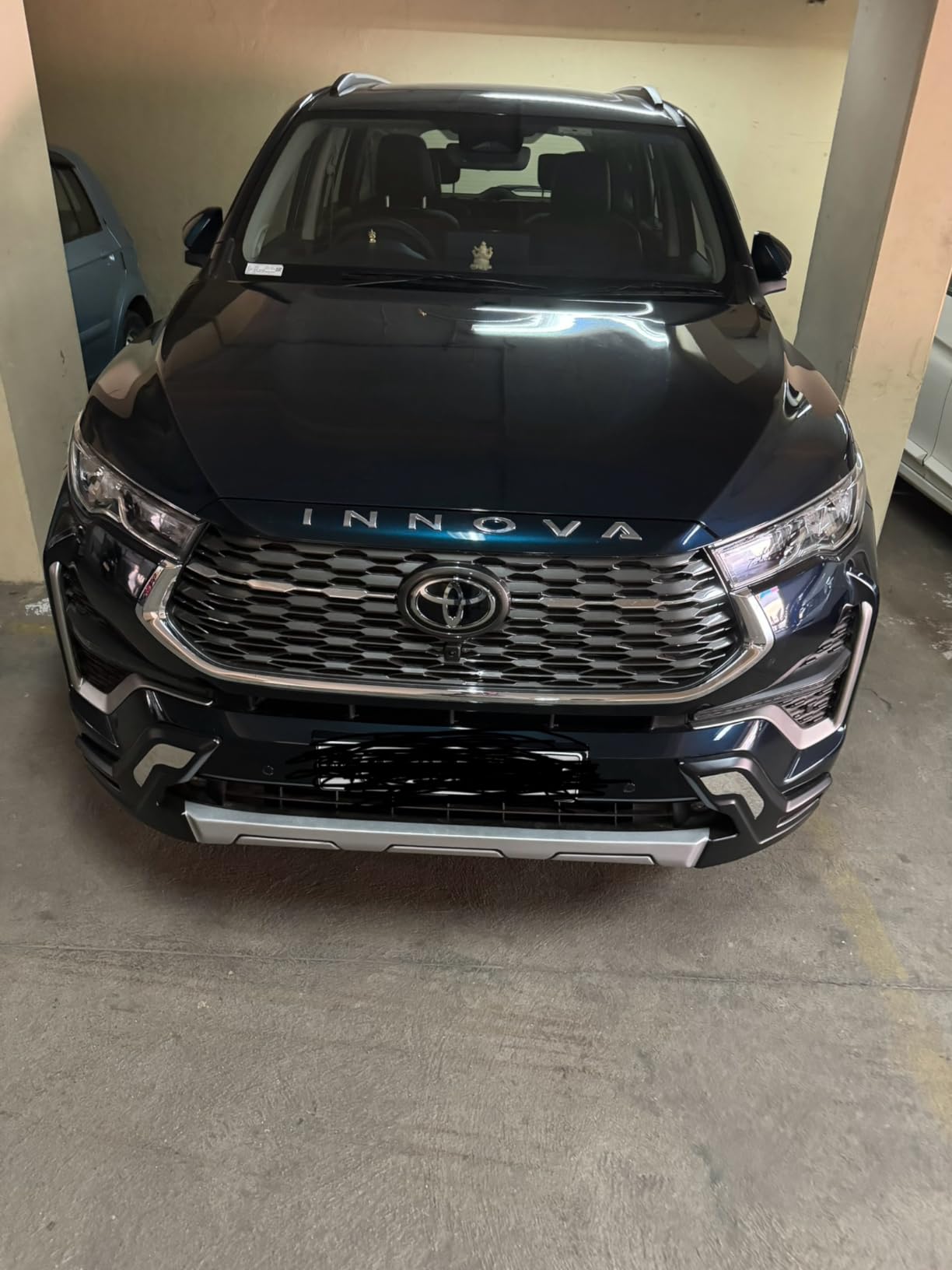 Mpower Bonnet Alphabet for Toyota Innova Hycross | 3D Chrome Alphabet ...