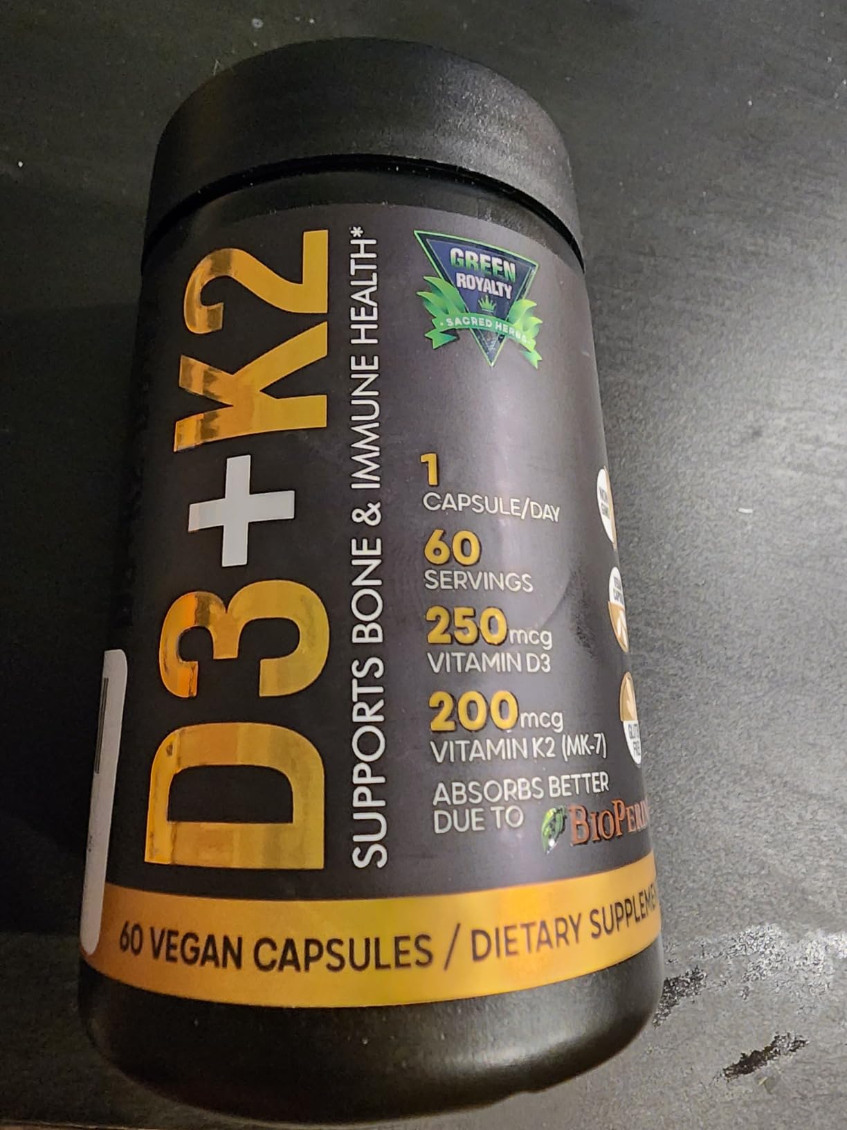 Amazon.com: GREEN ROYALTY Vitamin D3 10000 IU + K2 200mcg Soft-Gels | 2 ...