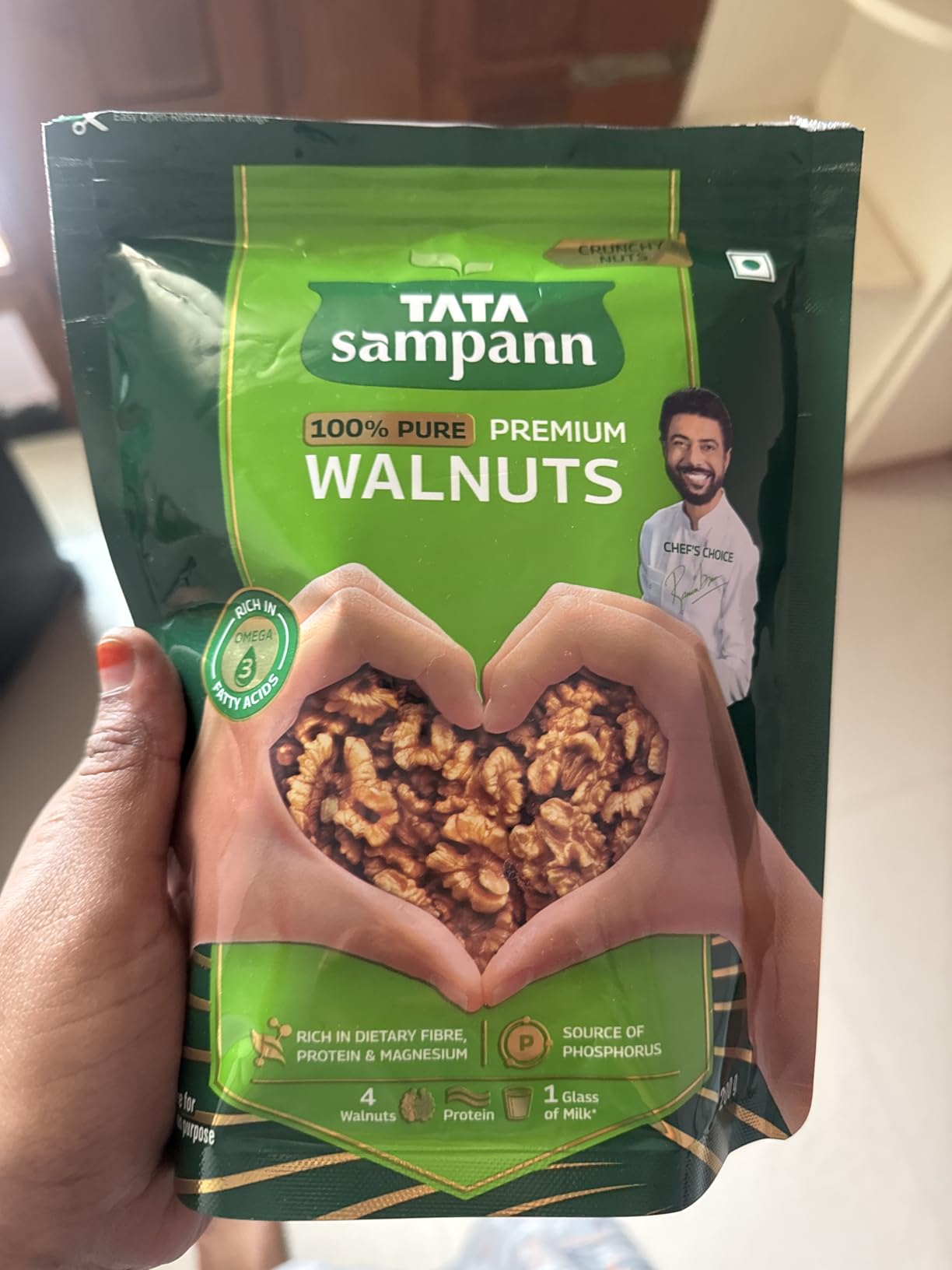 Tata Sampann Pure Walnuts/Akhrot, 200g, Crunchy Nuts, Rich in Dietary ...