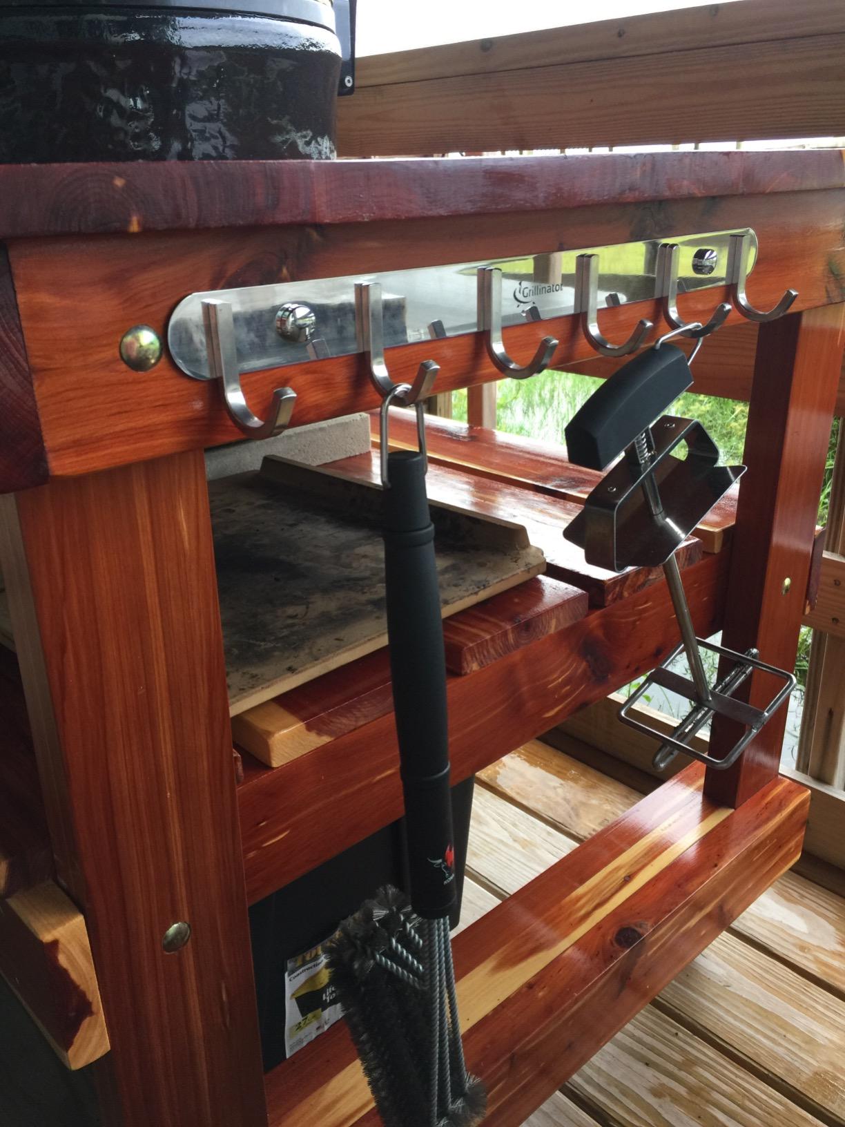 Amazon.com : Grillinator BBQ Tool Rack and Accessories Hanger: The ...