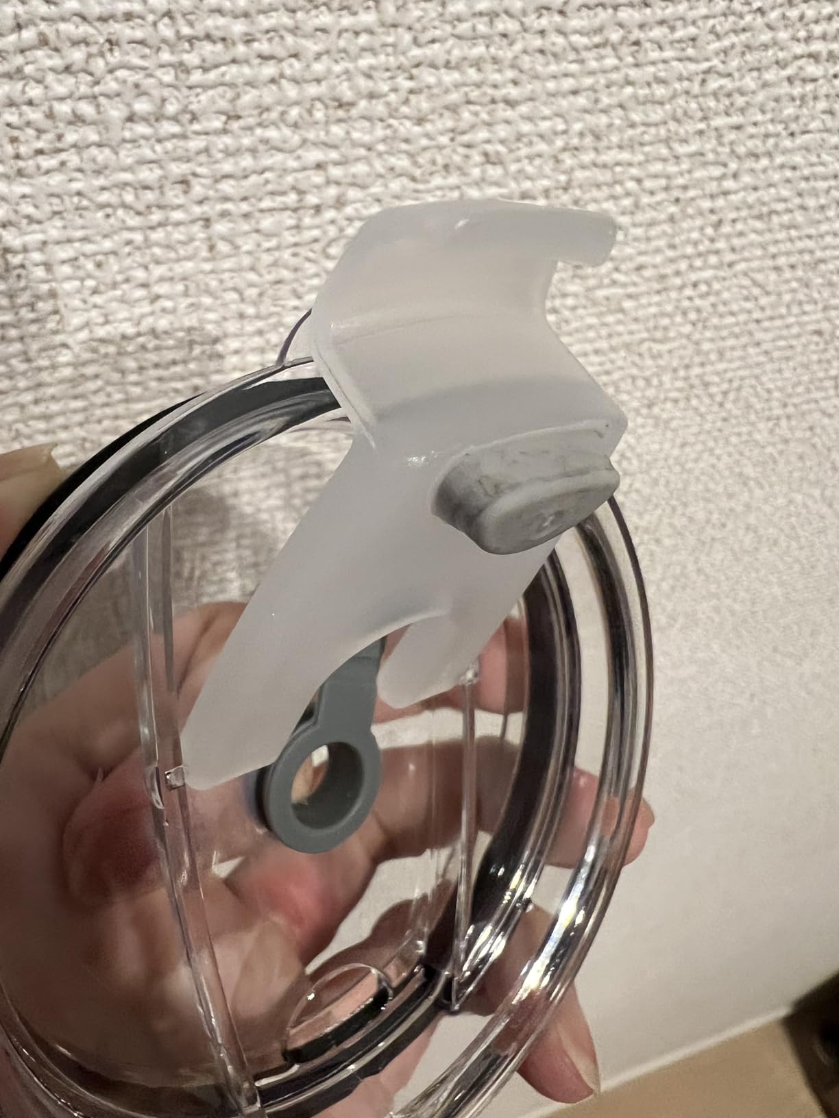 Amazon | FLYILIA タンブラーグラス ダブルウォールグラス 420ml 蓋付き ストロー付き ストローブラシ付き 二重グラス 二層コップ ガラスコップ 湯呑み ハイボールグラス ...