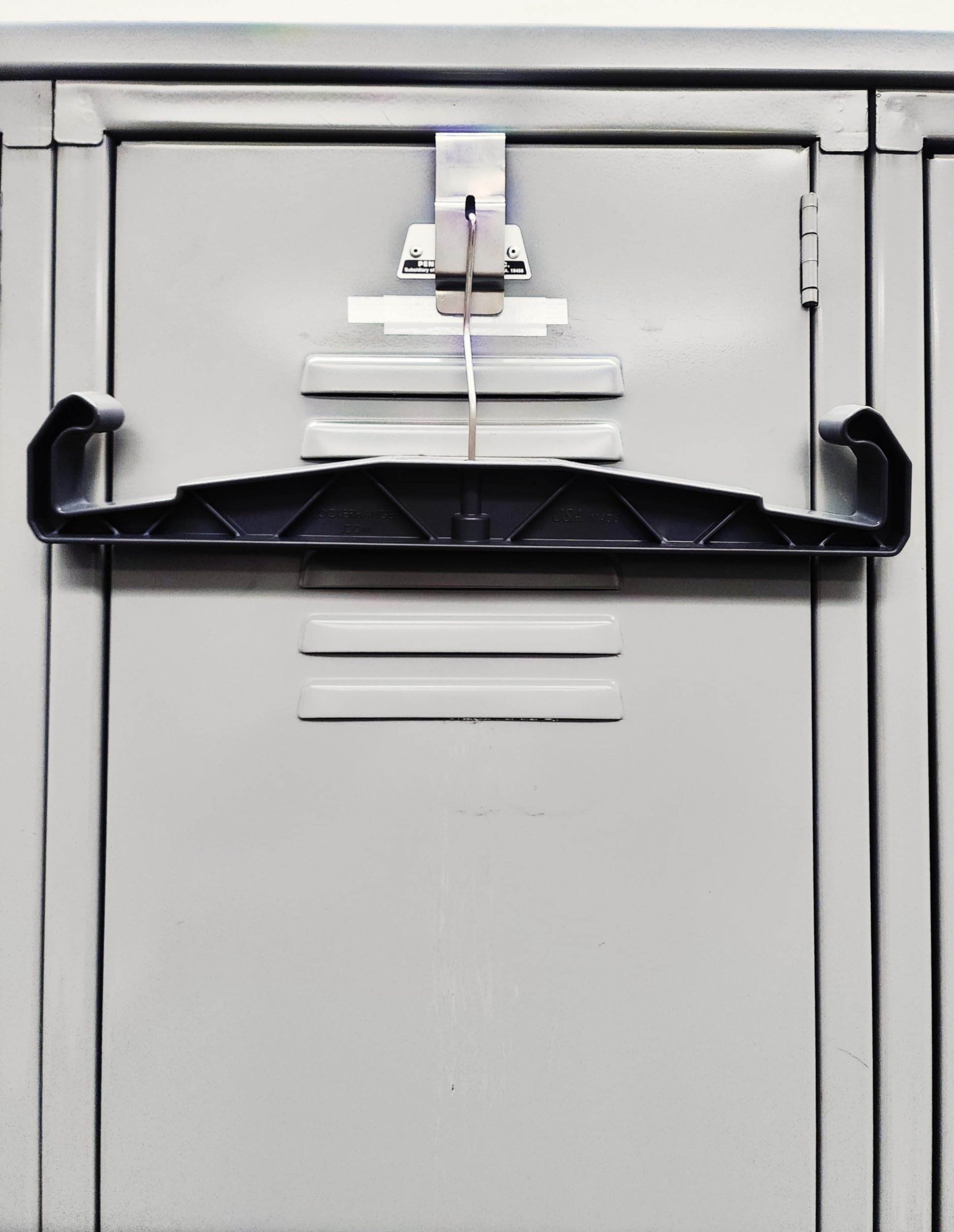 Amazon.com: The Original Locker Hanger Heavy Duty Hanger with Locker ...