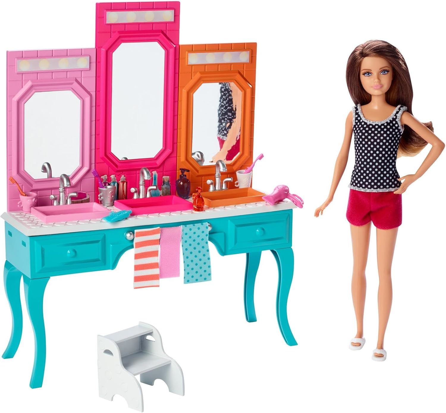 Amazon.com: Barbie Sisters Skipper Doll with Bath Vanity Doll : Toys ...