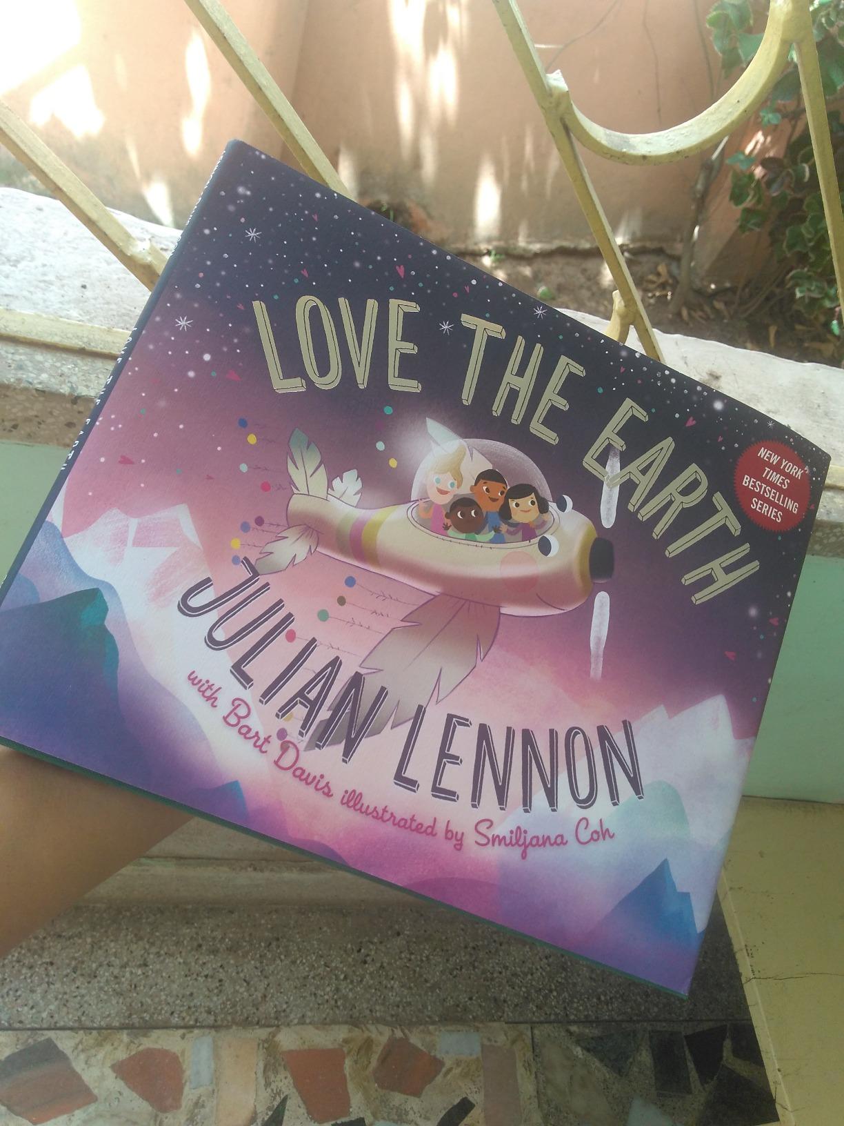 Love the Earth : Lennon, Julian, Davis, Bart, Coh, Smiljana: Amazon.in ...
