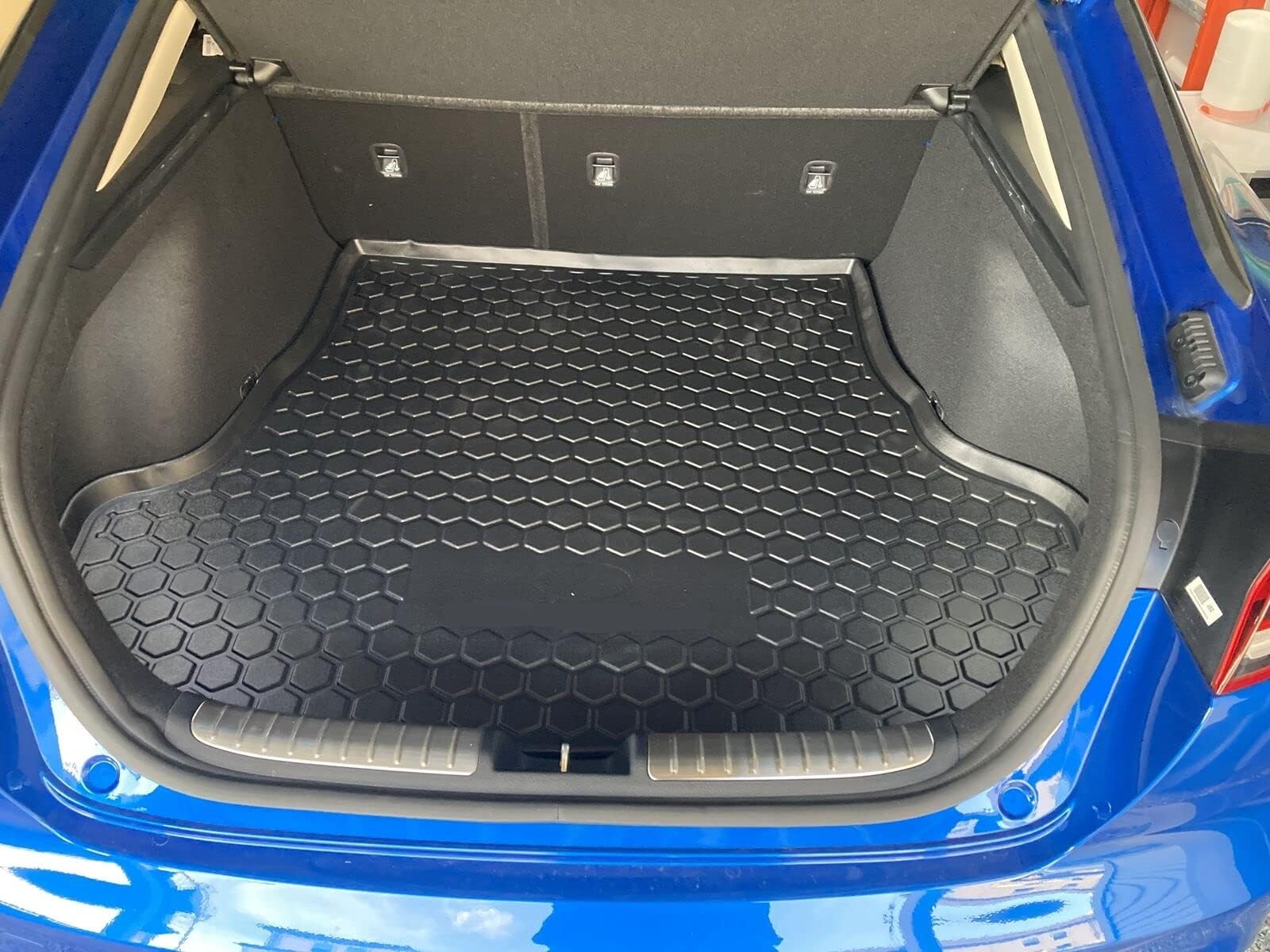 Amazon.com: EACCESSORIES EA Cargo Liner - Trunk Mat for Buick Envision ...