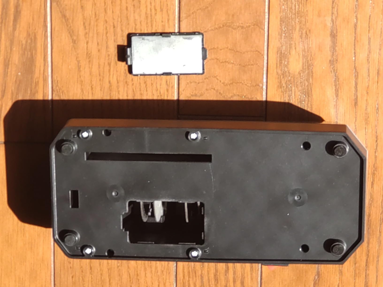 Amazon.co.jp: Udoric 包丁研ぎ器 電動 3段階 包丁研ぎ シャープナー 片刃・両刃・波刃など ナイフシャープナー ダイヤモンドシャープナー 簡単に研磨 超高硬度 耐久性 ...