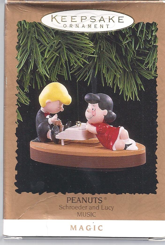 Amazon.com: HALLMARK 1996 PEANUTS MAGIC ORNAMENT FEATURES MUSIC PEANUTS ...