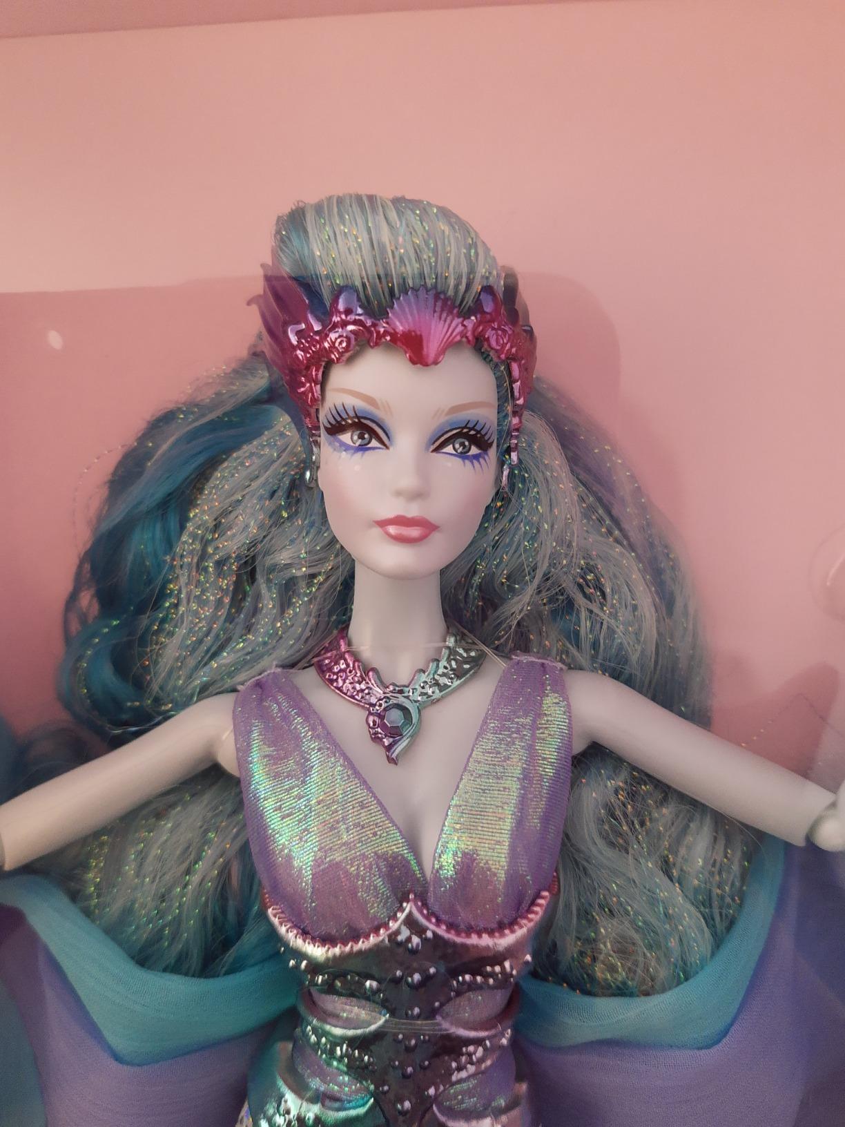 Barbie Collector # DGX95 Water Sprite: Amazon.de: Spielzeug