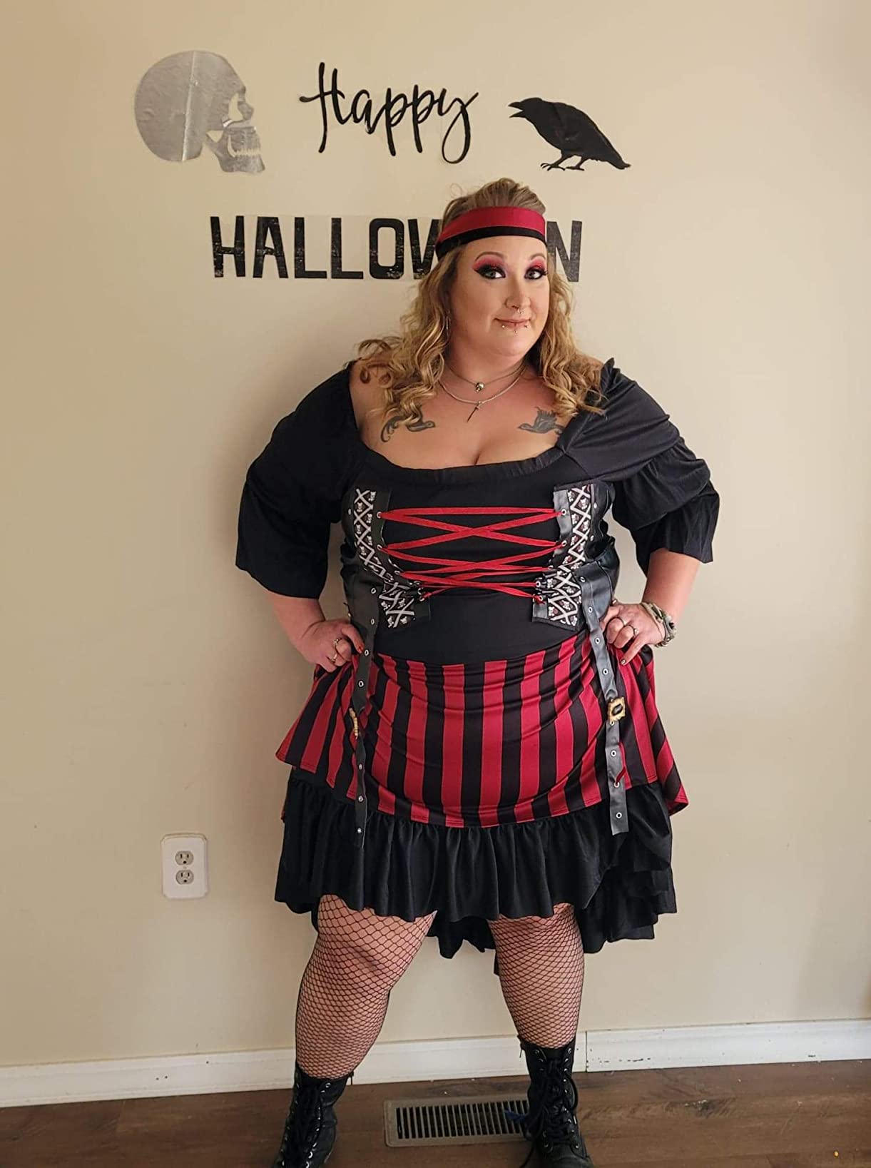 $11/mo - Finance Plus Size Pirate Wench Costume | Buy Now, Pay Later