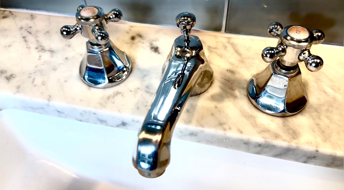 Watch Solid easy to install vintage french look faucet on Amazon Live