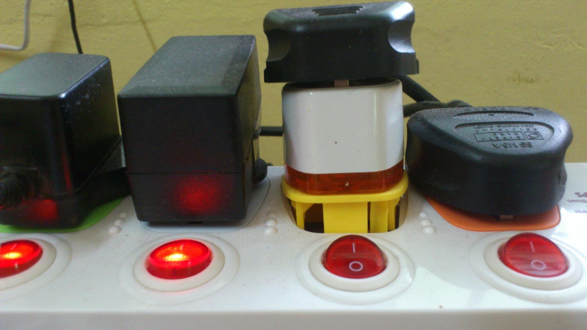 CONA Smyle Viva 240 Volts 4+4 Power Strip with 5 Meter Cable ...