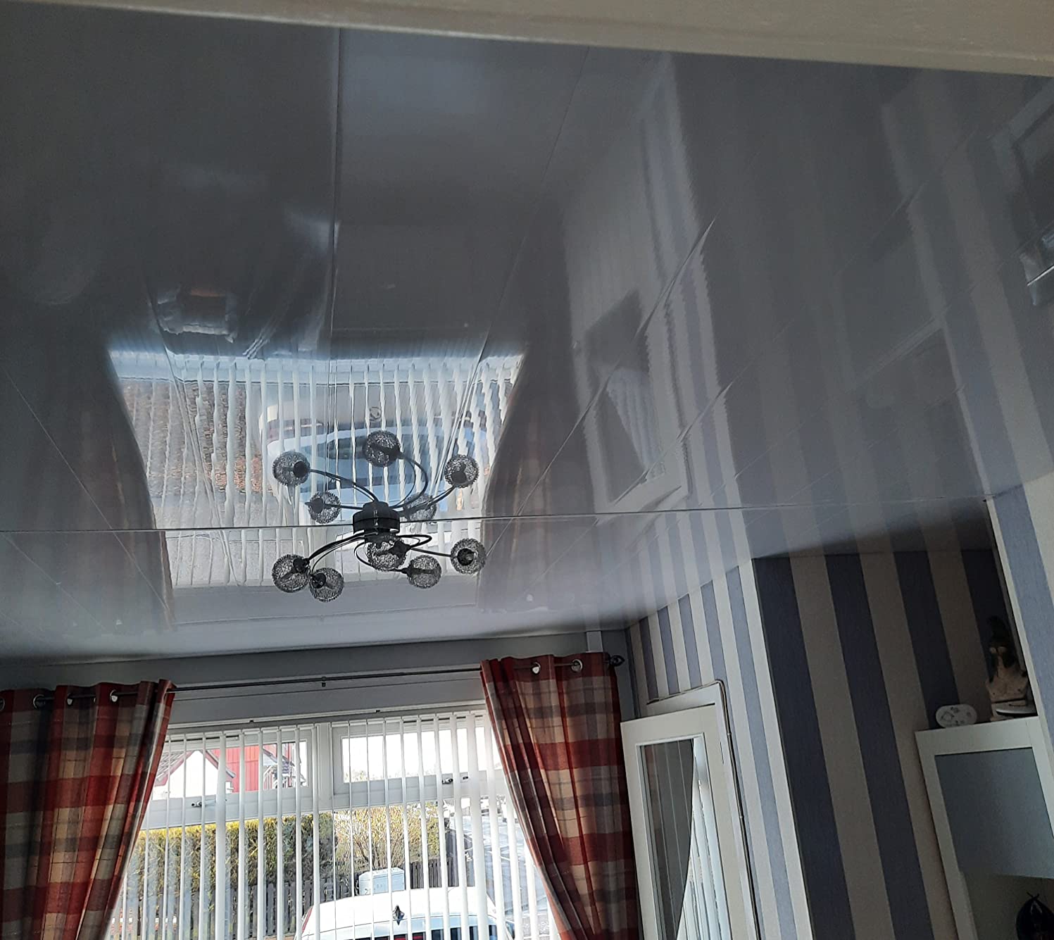 DBS Gloss White 8mm Panels Bathroom Wall Cladding Ceiling PVC Panels ...