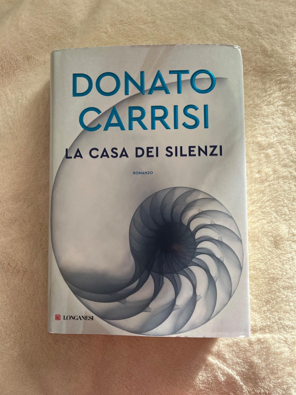 La casa dei silenzi : Carrisi, Donato: Amazon.it: Libri