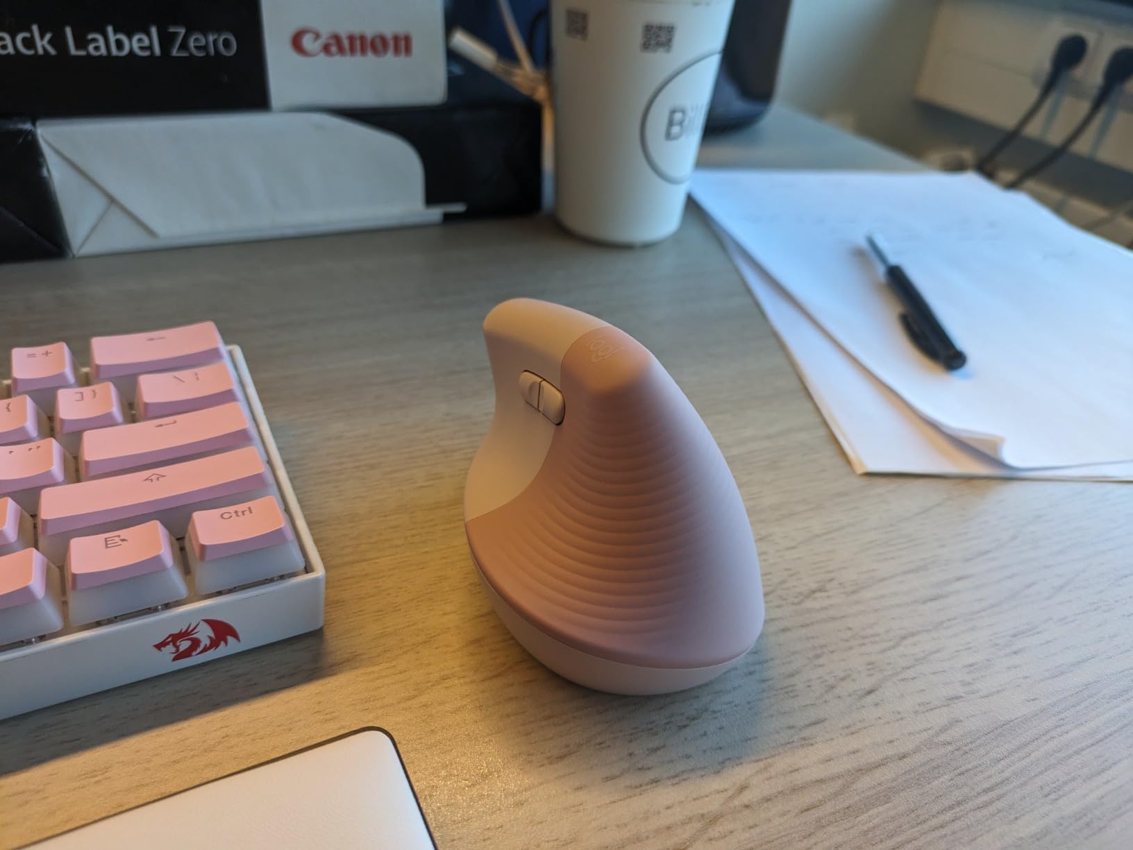 Logitech Elevator Vertical Ergonomic Mouse, Wireless, Bluetooth or Logi ...