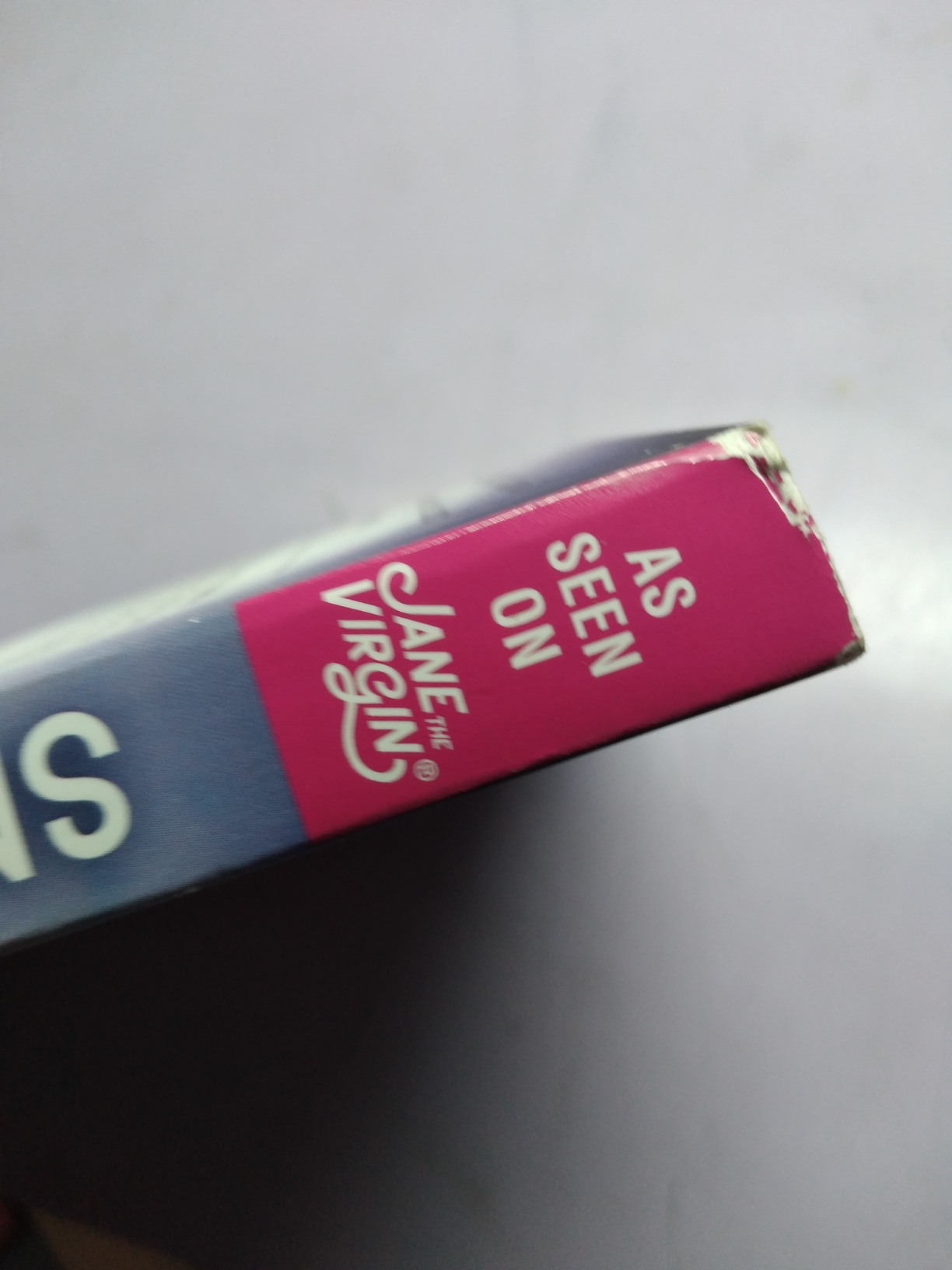 Snow Falling : Villanueva, Jane Gloriana: Amazon.in: Books