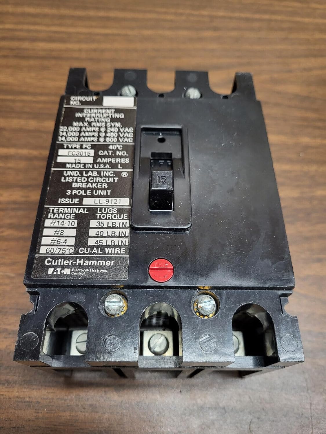 Cutler Hammer FC3015 3 Pole 15 AMP 600 Volt Breaker: Amazon.com: Tools ...