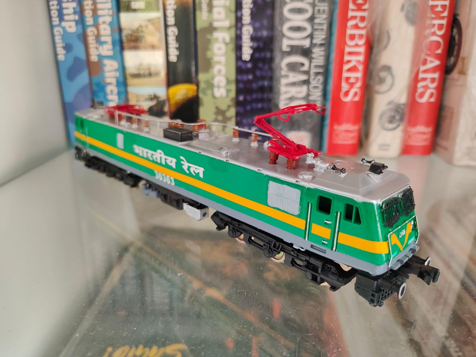 Plastic Crealities WAG9 Locomotive Indian Railways Ho Scale Display ...