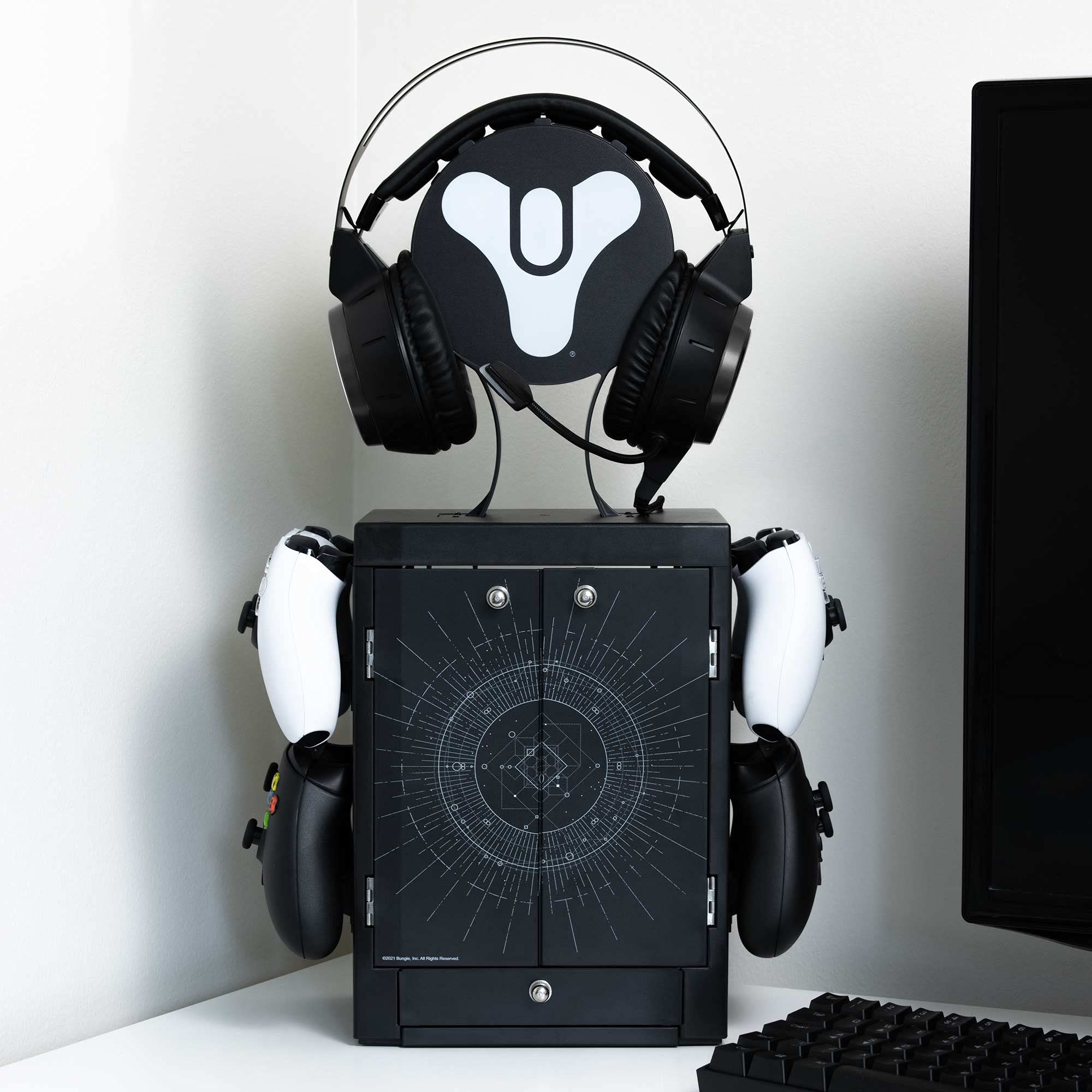 Snapklik.com : Numskull Official Destiny Gaming Locker, Controller ...