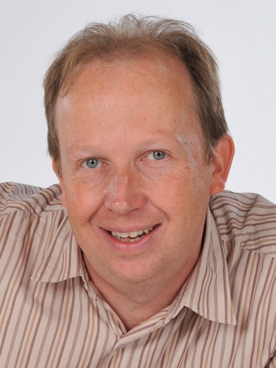 Amazon.co.uk: Stephen Chambers: books, biography, latest update