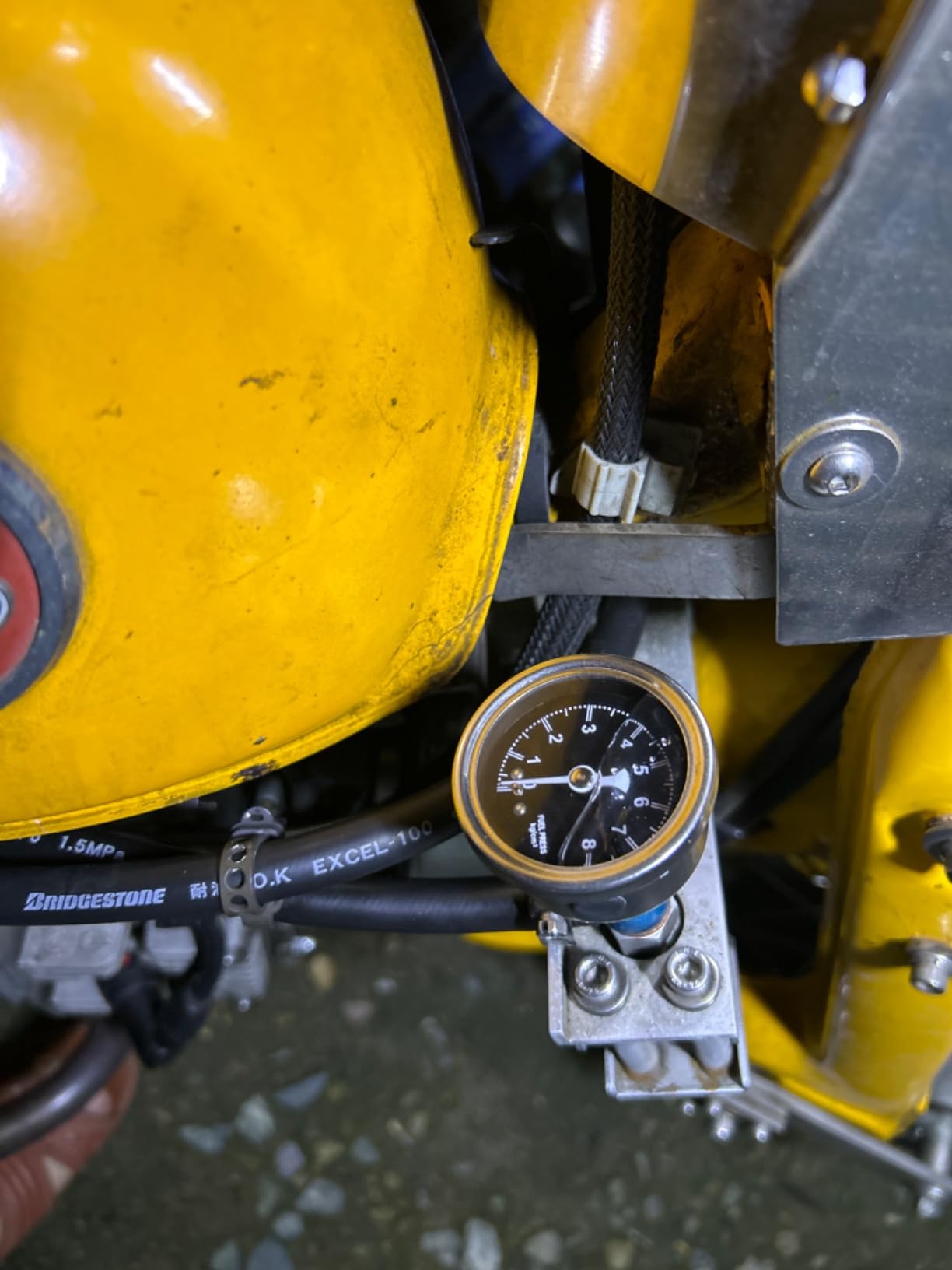 Amazon.co.jp: Fuel Pressure Gauge PSI Measure 0-8kg/cm2 - Monitor ...