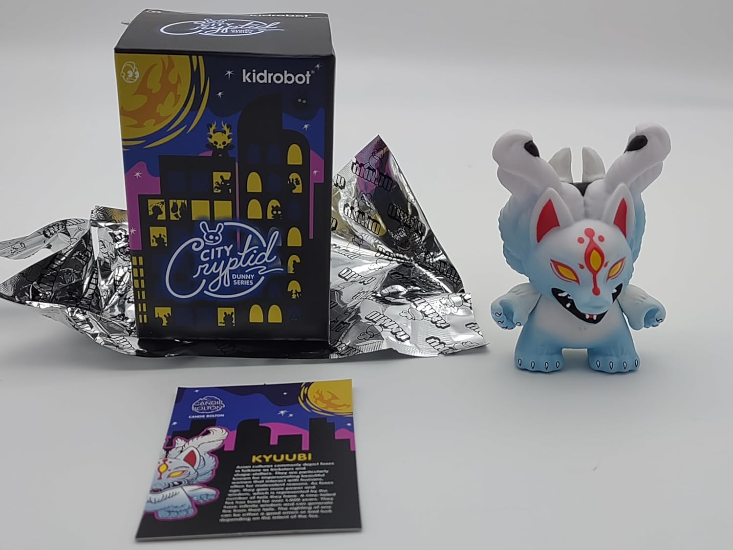 Amazon.com: Kidrobot City Cryptid Kyuubi 2.8" Mini Vinyl Figure Dunny ...