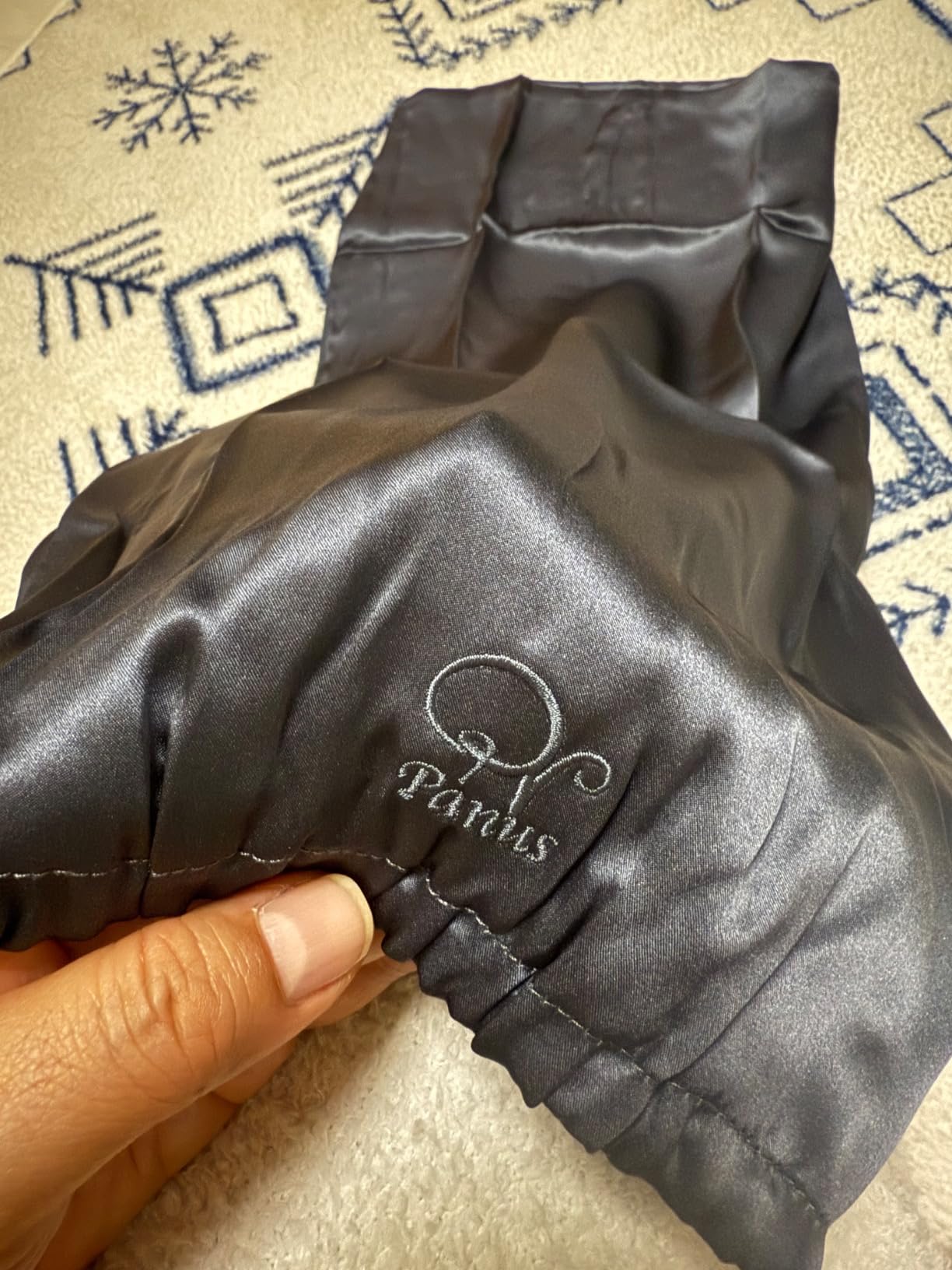 Amazon.co.jp: [Panus] シルク100% !! サラサラ神 朝まで脱落なし シルク ナイトキャップロング ナイトキャップ ロングヘア 枝毛 寝癖防止 保湿美髪 就寝用 産後用 ...