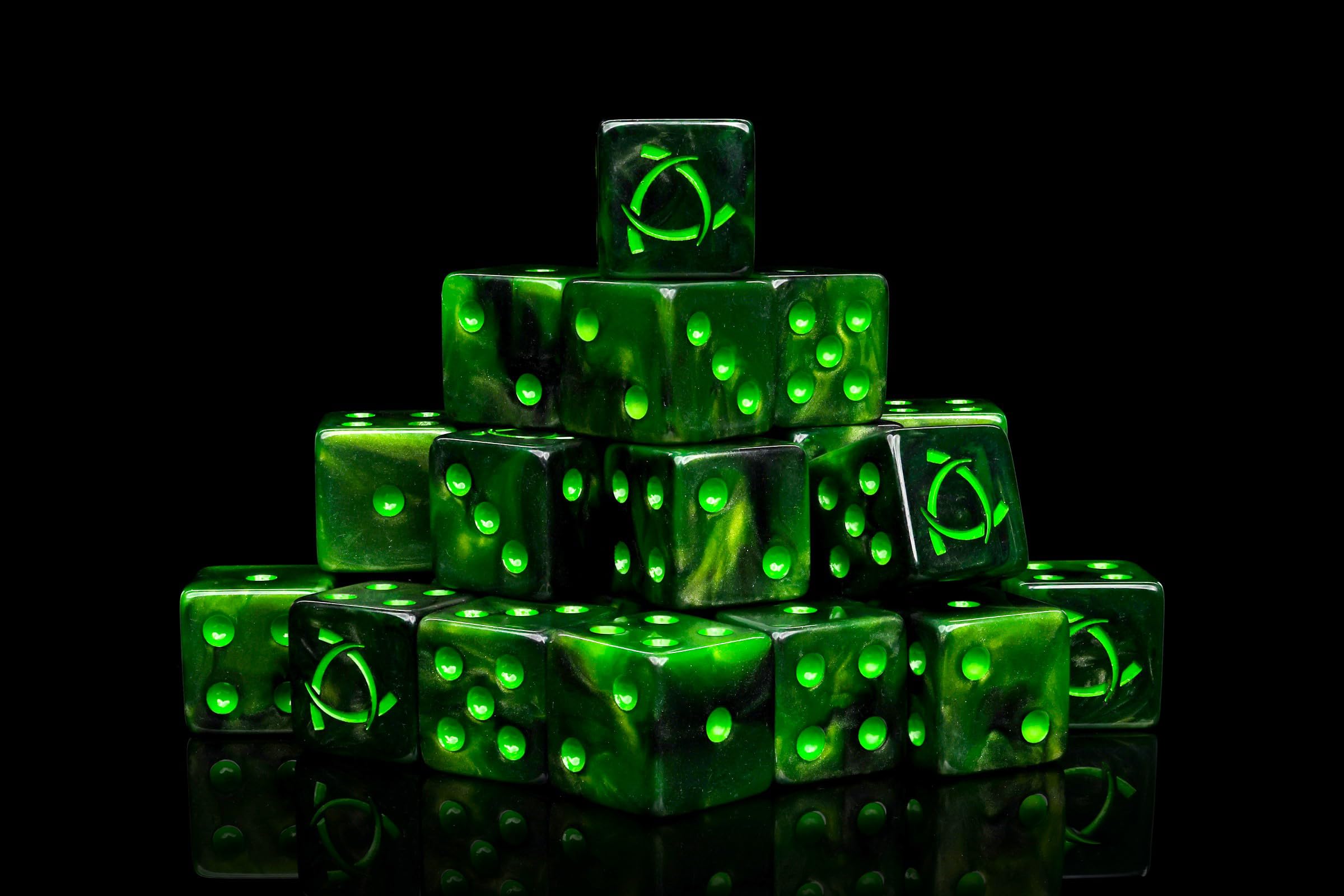 Amazon.com: Baron of Dice Warp Rune Resin Dice - Set of 25 (Square ...