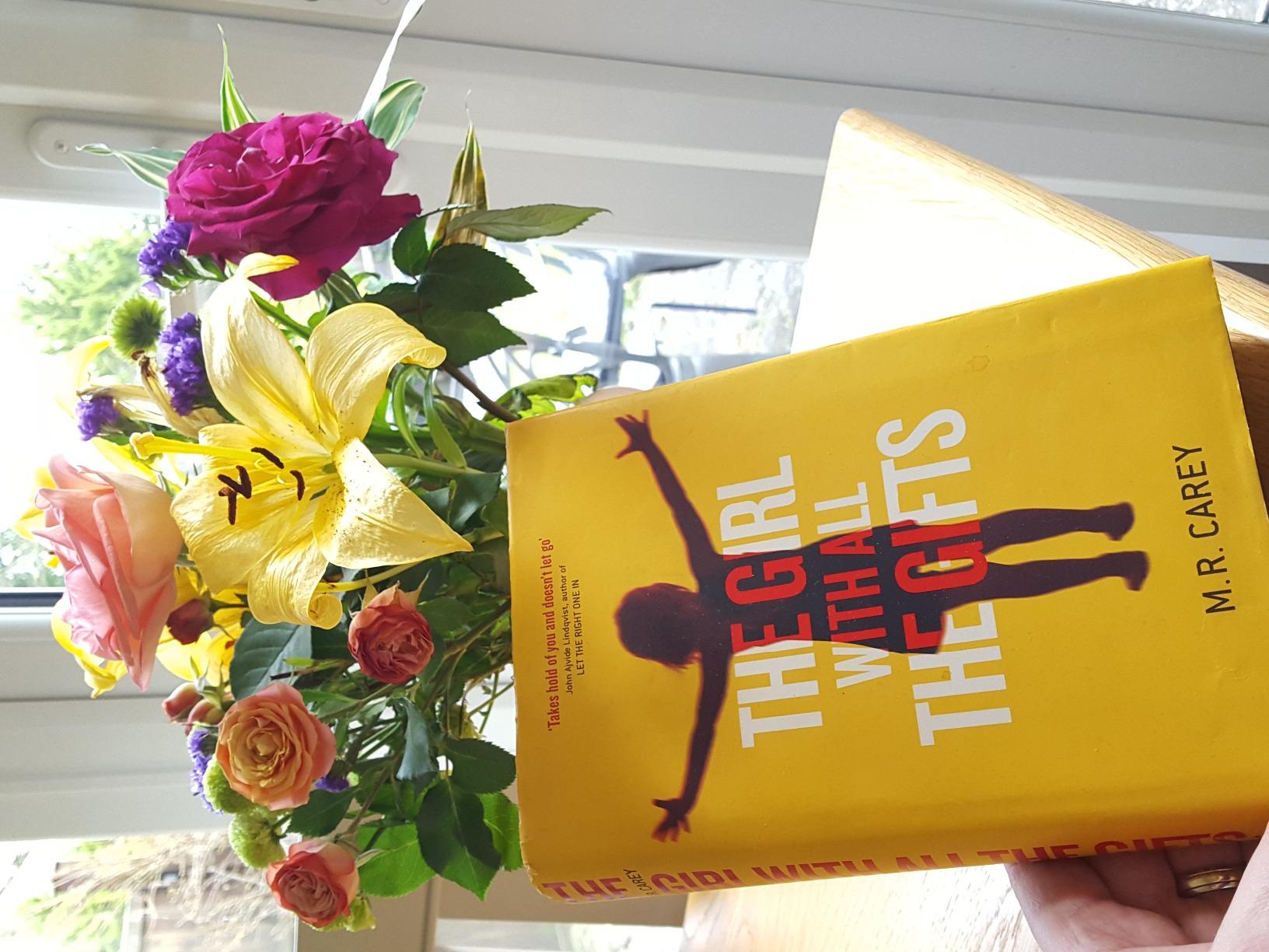 The Girl with All the Gifts (Audio Download): M. R. Carey, Finty ...