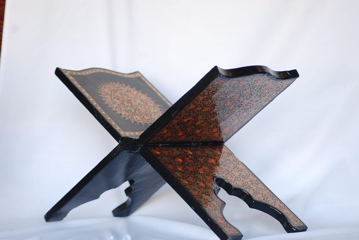 Pooja and Quran Table : Amazon.in: Home & Kitchen