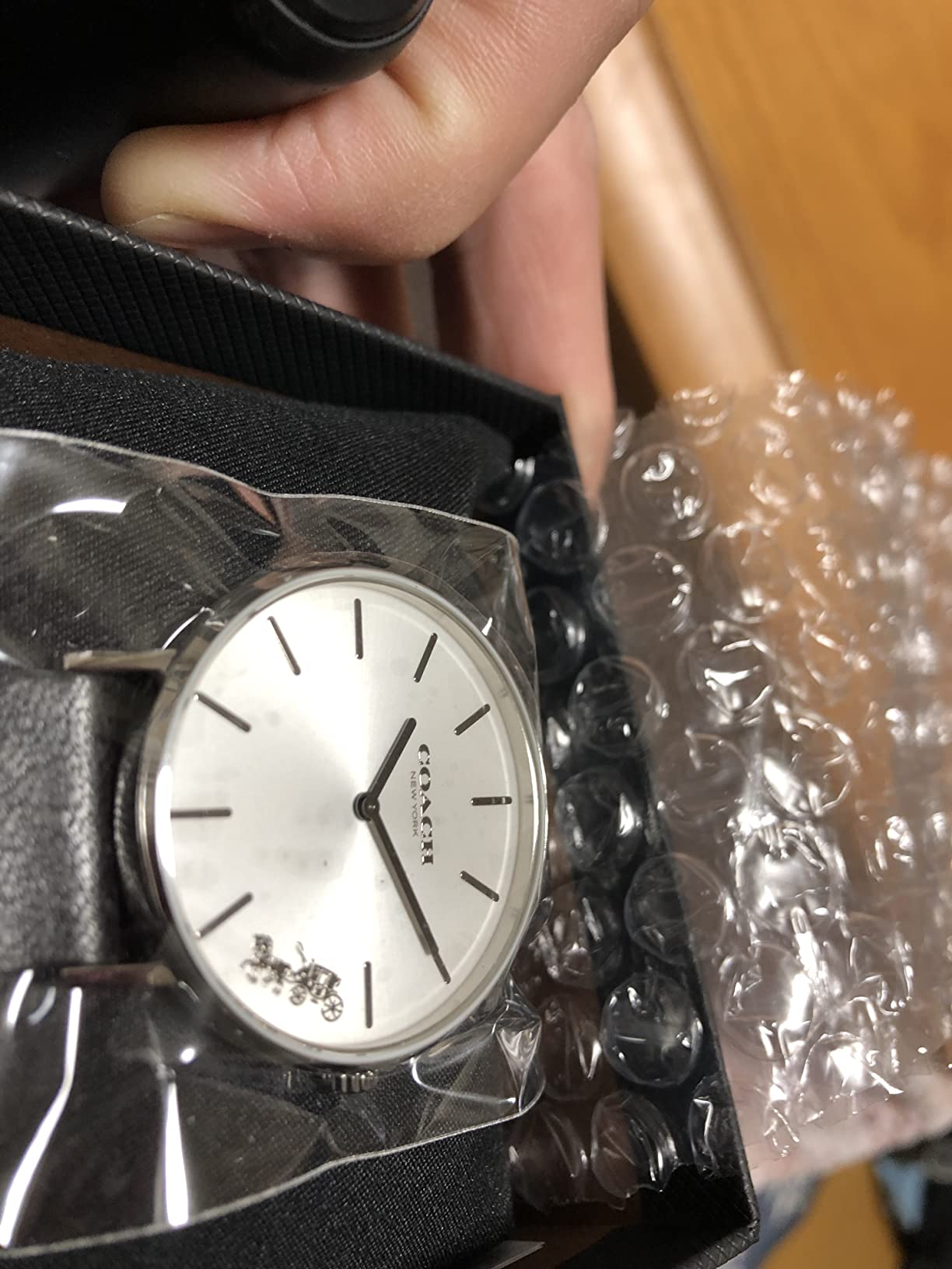 Amazon.co.jp: [コーチ] 時計 レディース ペリー 36mm クォーツ COACH (1)14503115 ブラック／シルバー ...