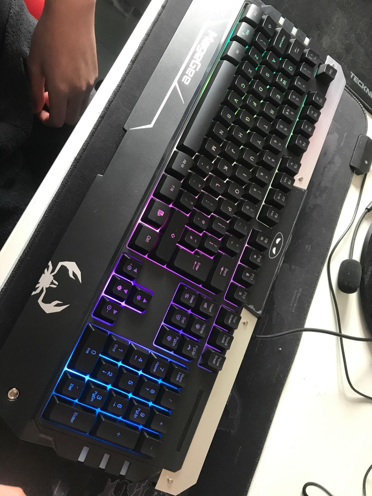 UK-layout RGB Gaming Keyboard and Mouse Combo, Anivia GT817 104 Key ...