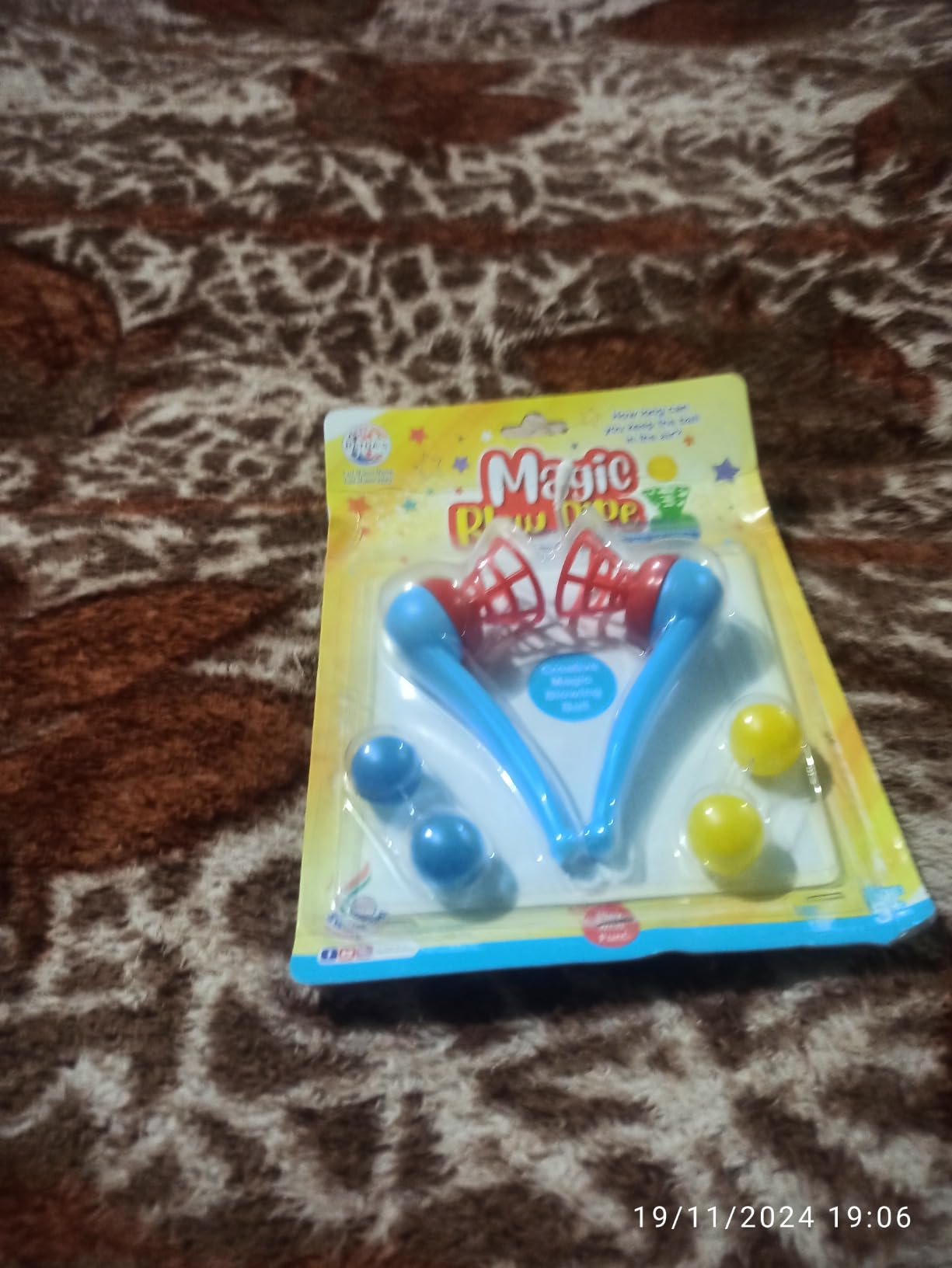 Magic Blow Pipe Set of 2 Floating Ball Creative Magic Blowing Ball Toy ...