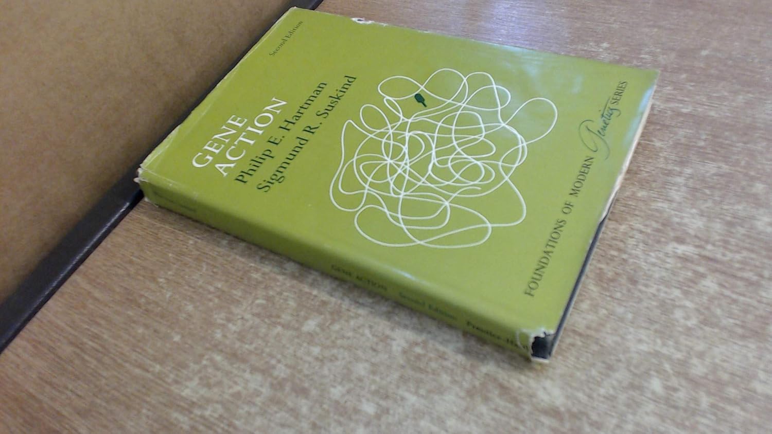 Gene Action: Hartman, Philip E.; Suskind, Sigmund R.: 9780133475593 ...