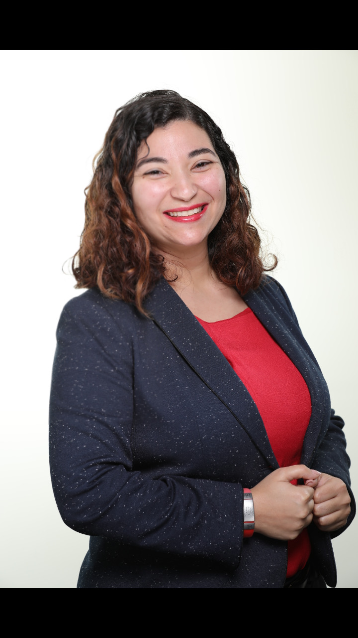 Amazon.com: Reyna Rodríguez Almánzar: books, biography, latest update