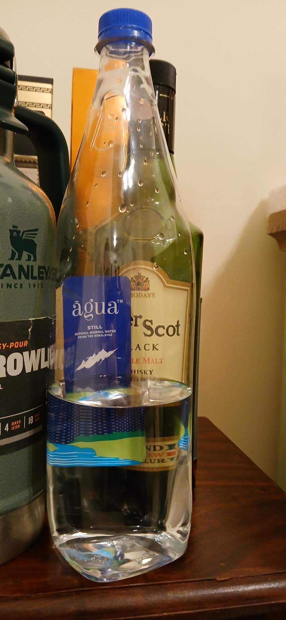 VARAHI Agua Still Naturally Alkaline Mineral Water-1000ml (Pack of 12 ...