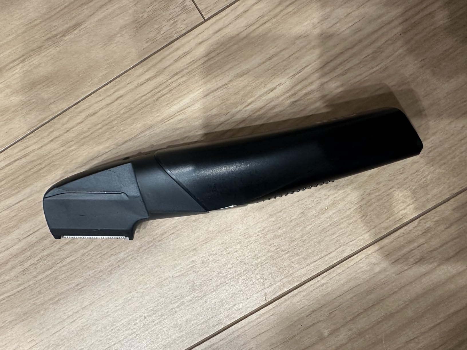 Amazon.co.jp: Vellope ボディシェーバー USB充電式 ボディーシェバー 電動バリカン ヘアカッター お風呂剃り可 水洗い ...