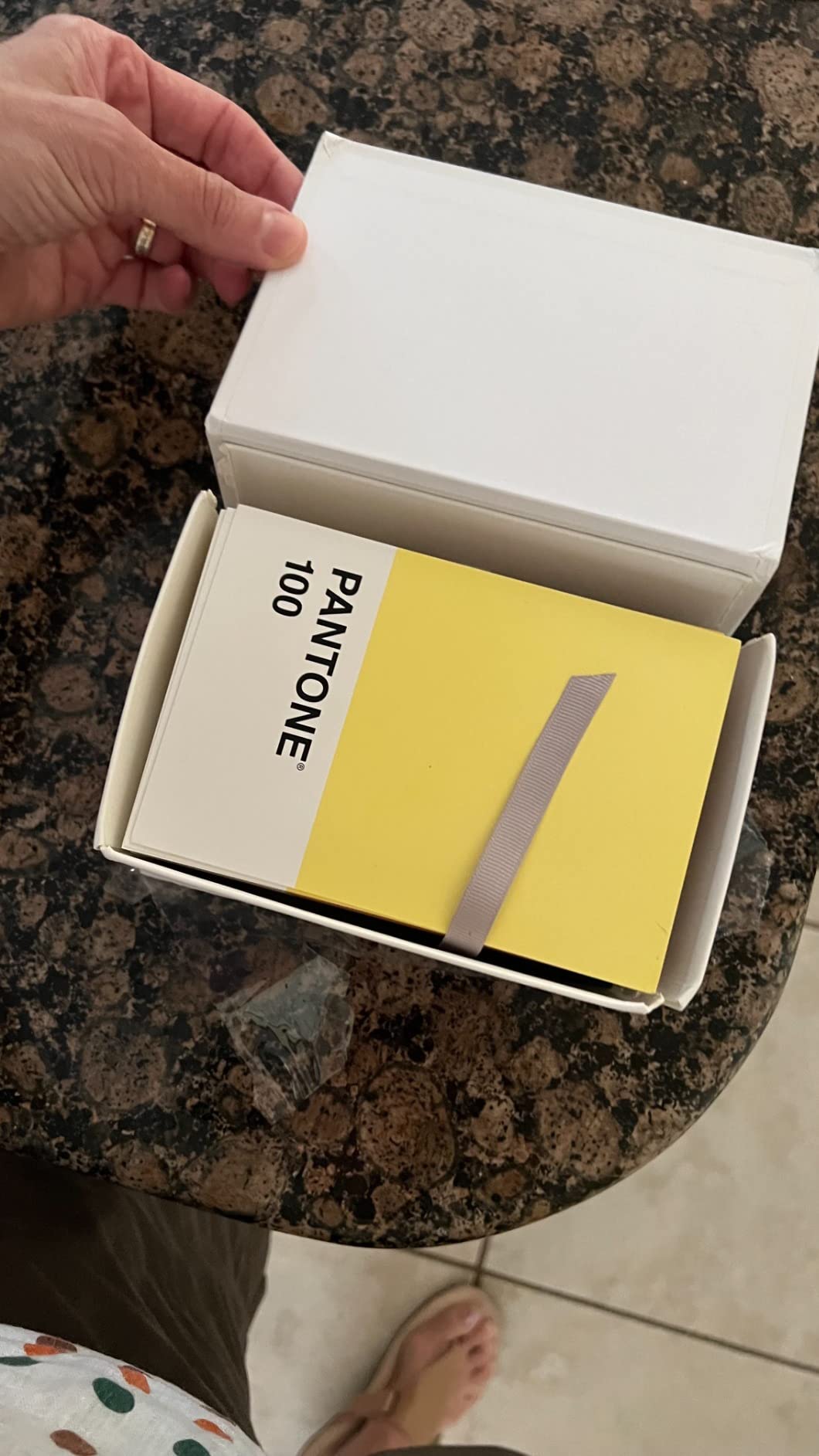 $4/mo - Finance Pantone Postcard Box: 100 Postcards (Pantone Color Chip ...